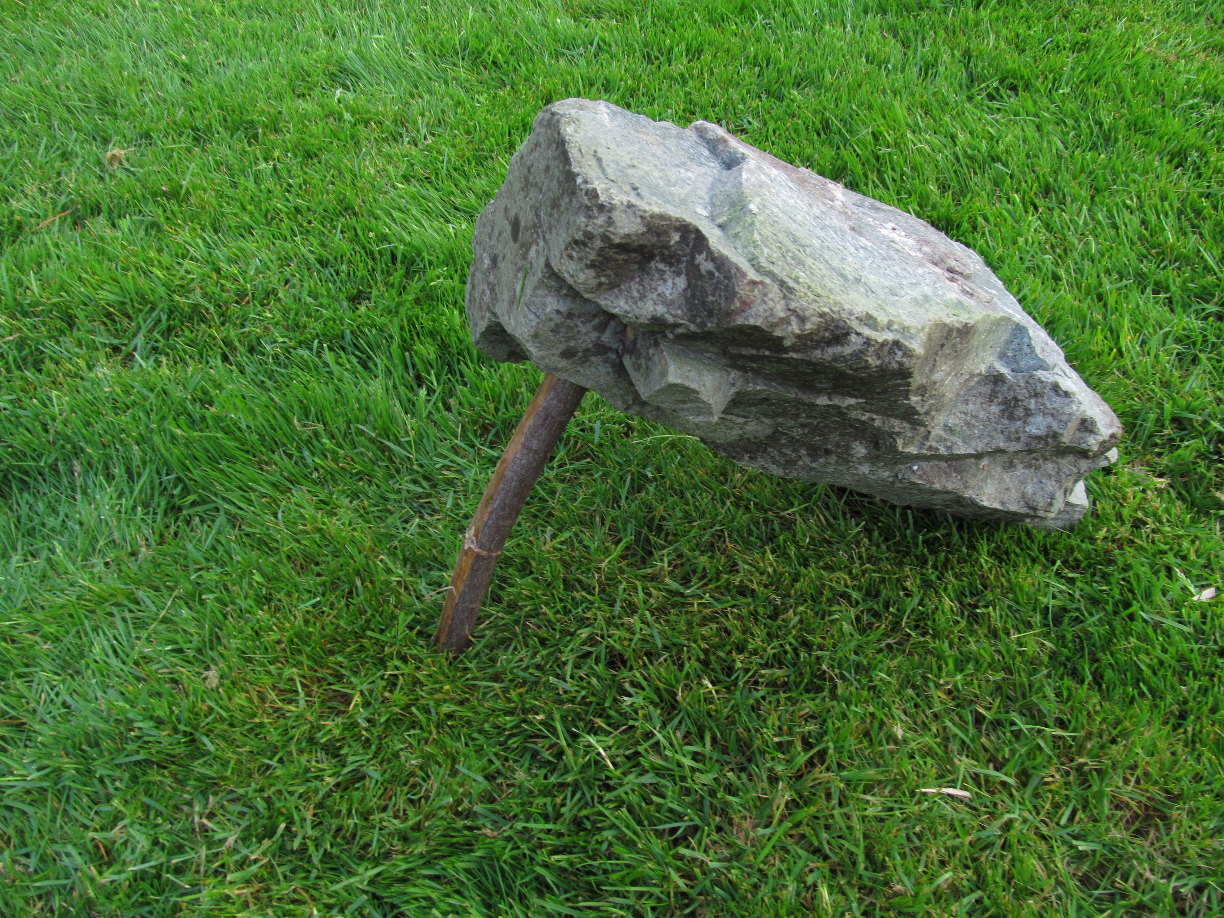 Split Stick Deadfall Trap : 4 Steps (with Pictures) - Instructables