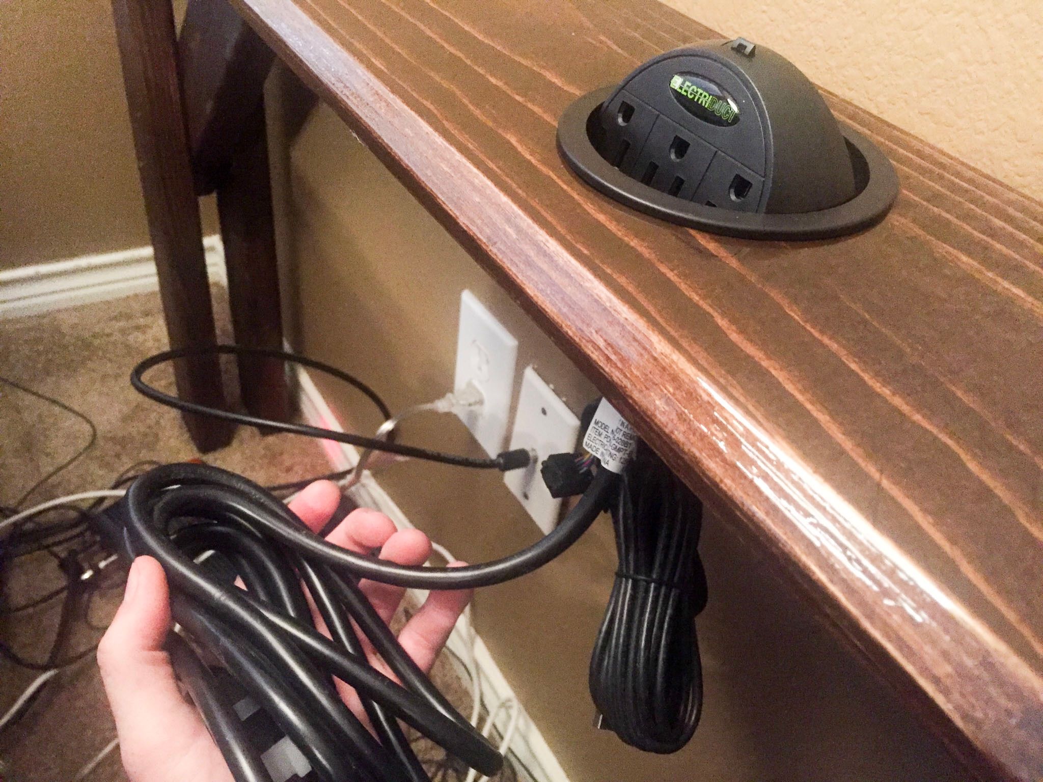 Couch Console & Charging Table : 8 Steps (with Pictures) - Instructables