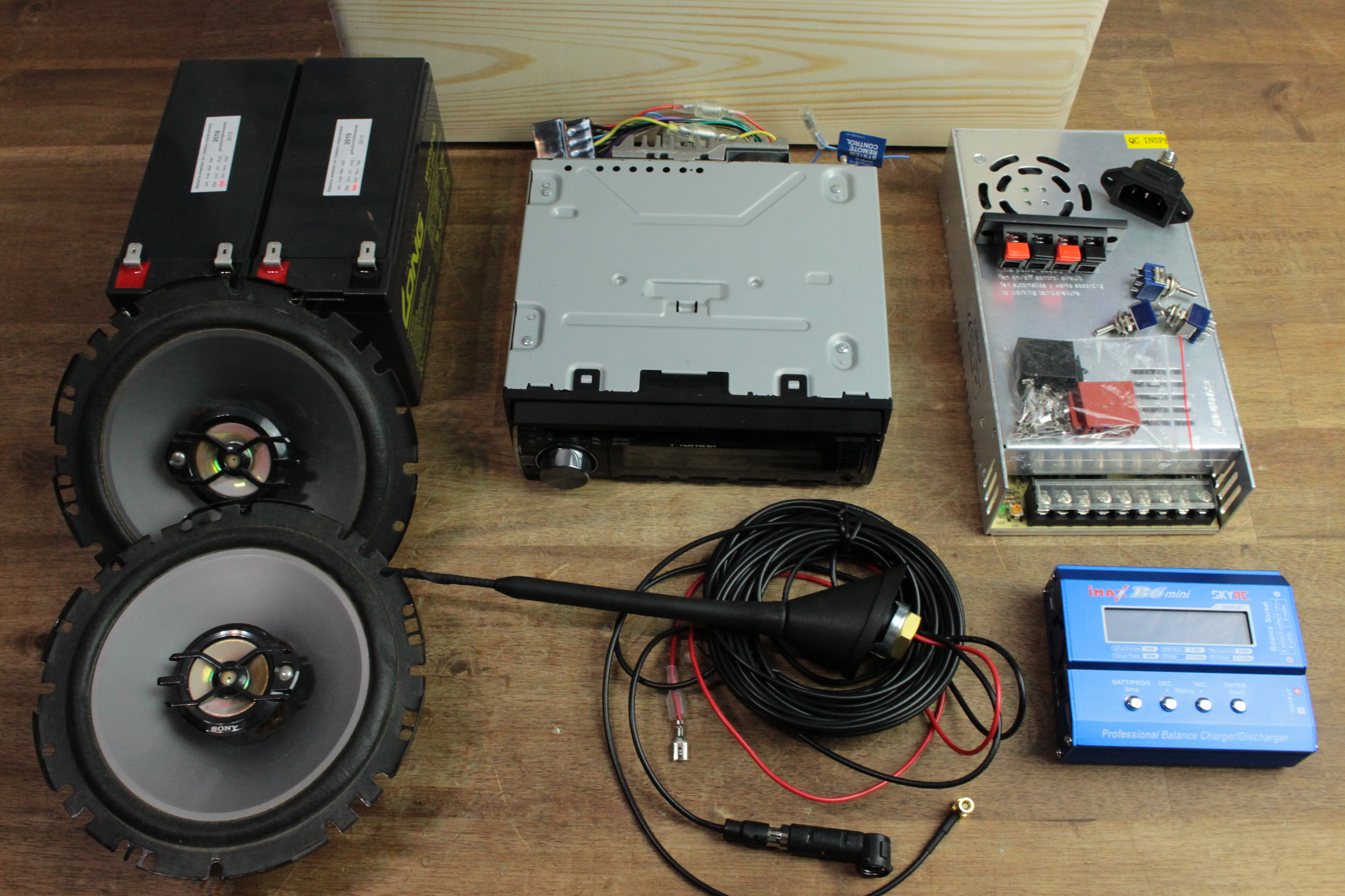 Make Your Own Boombox : 5 Steps (with Pictures) - Instructables