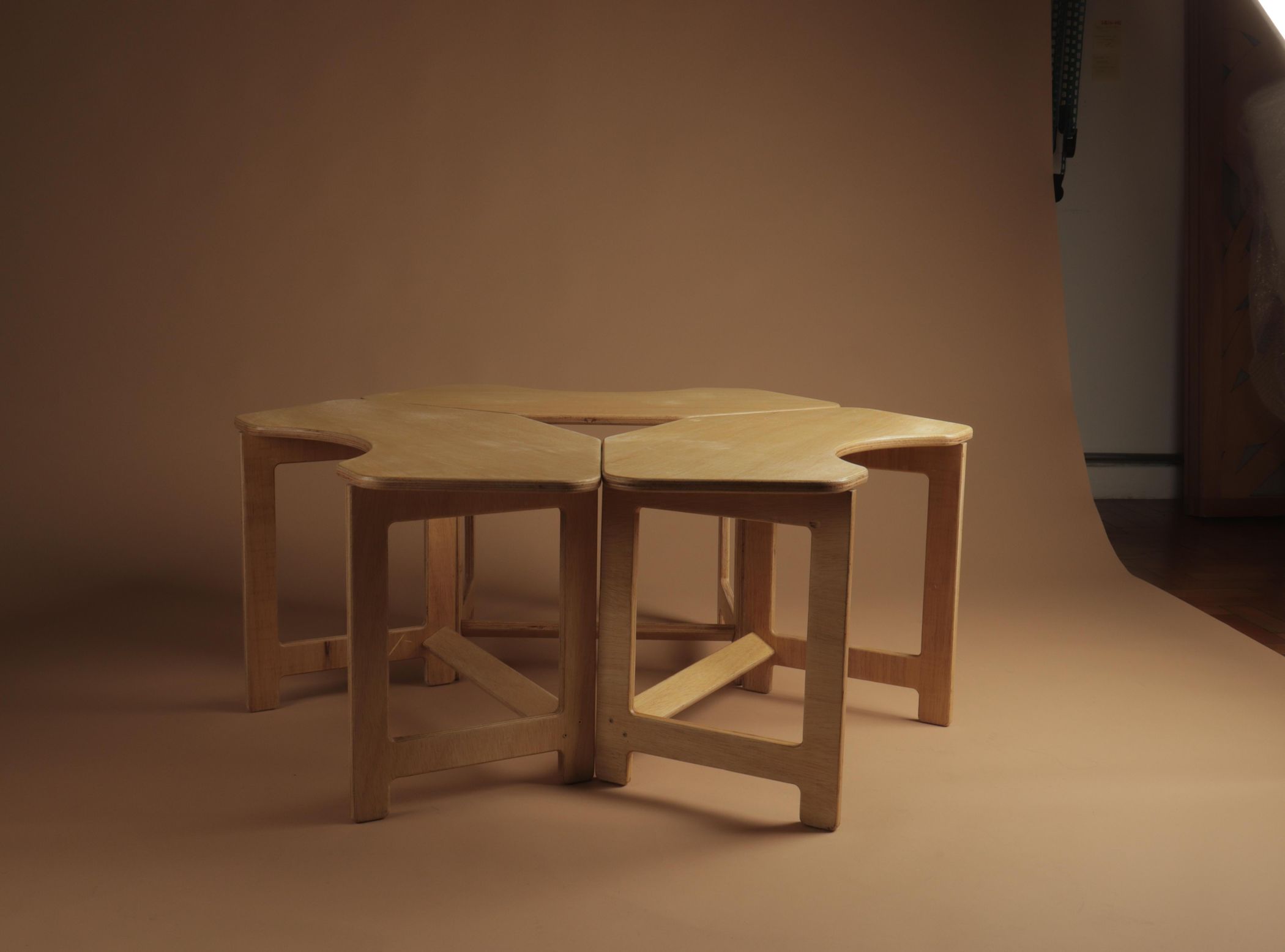 Mesa Abraço - Mobiliário Modular Infantil Para Crianças Com TEA\Modular ...