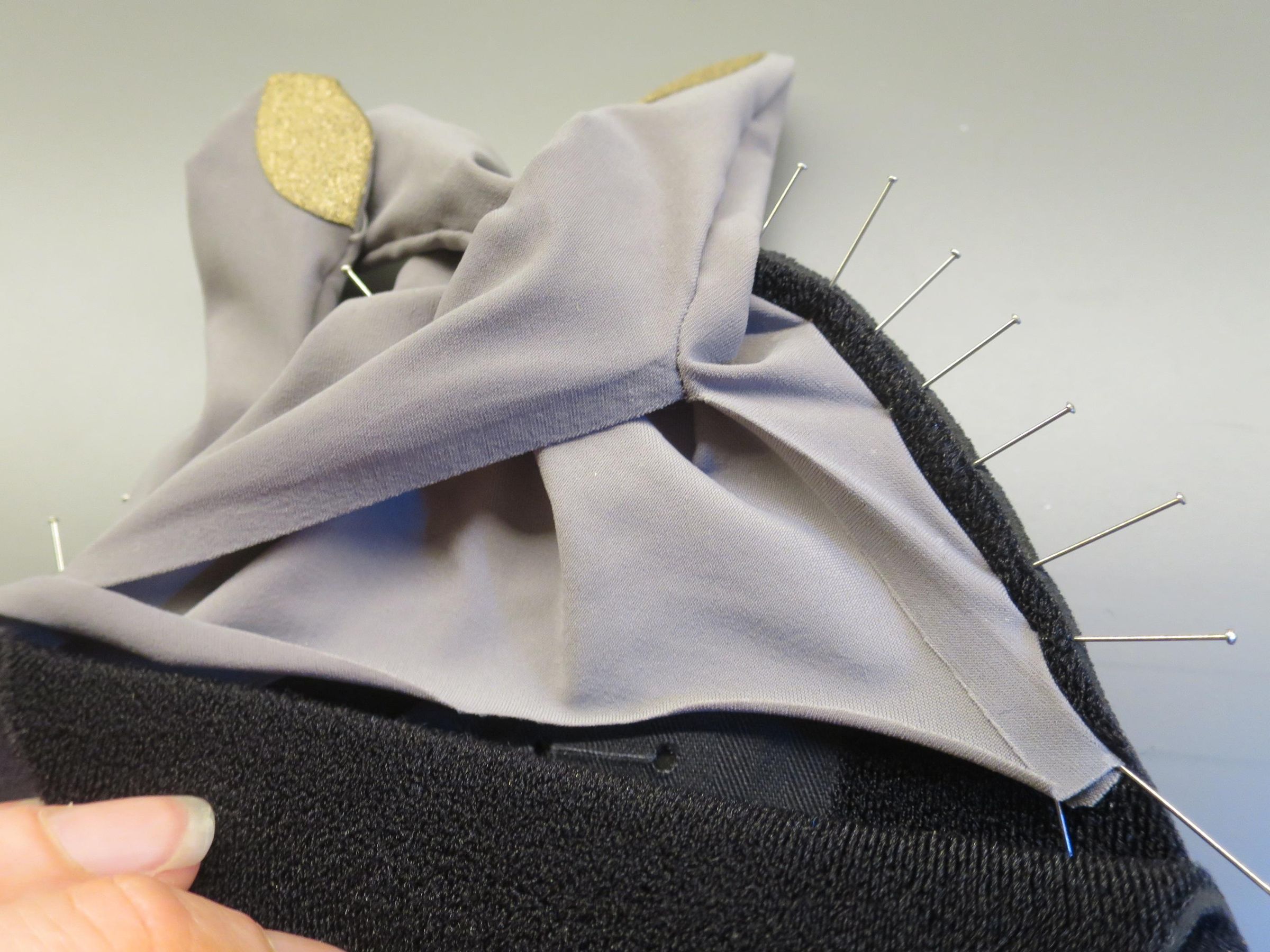 ‘HYBRID’ VR Data Gloves for Meta Quest + Vive Puck : 10 Steps (with ...