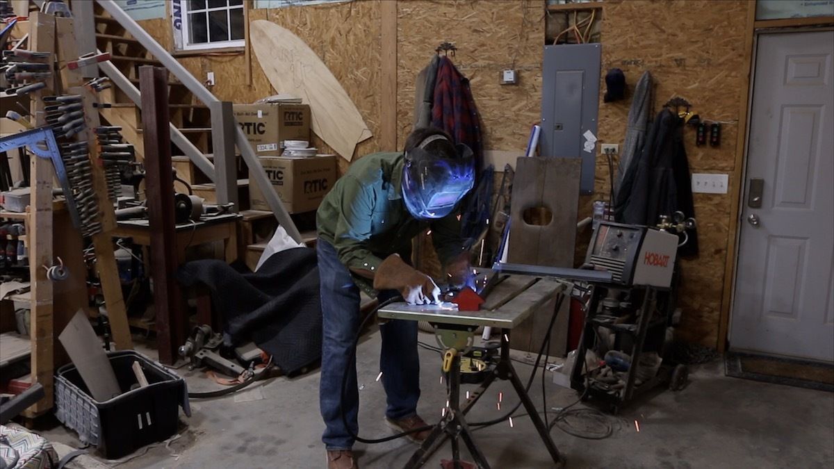 Live Edge End Table W/ Steel Legs : 18 Steps (with Pictures ...