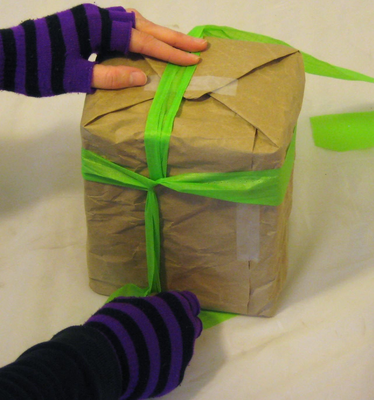 How to Wrap a Gift : 6 Steps (with Pictures) - Instructables