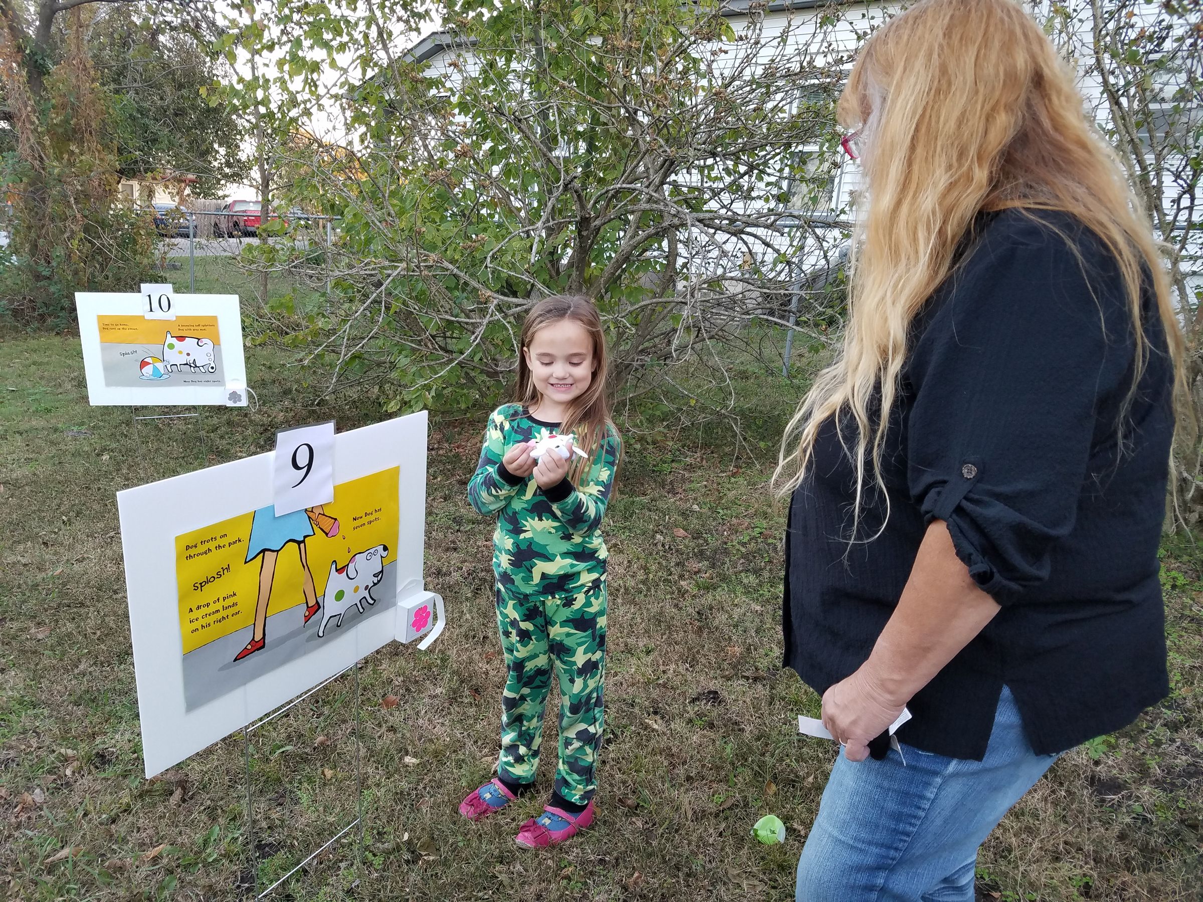 "Dog's Colorful Day" by Emma Dodd Story Walk : 15 Steps (with Pictures ...