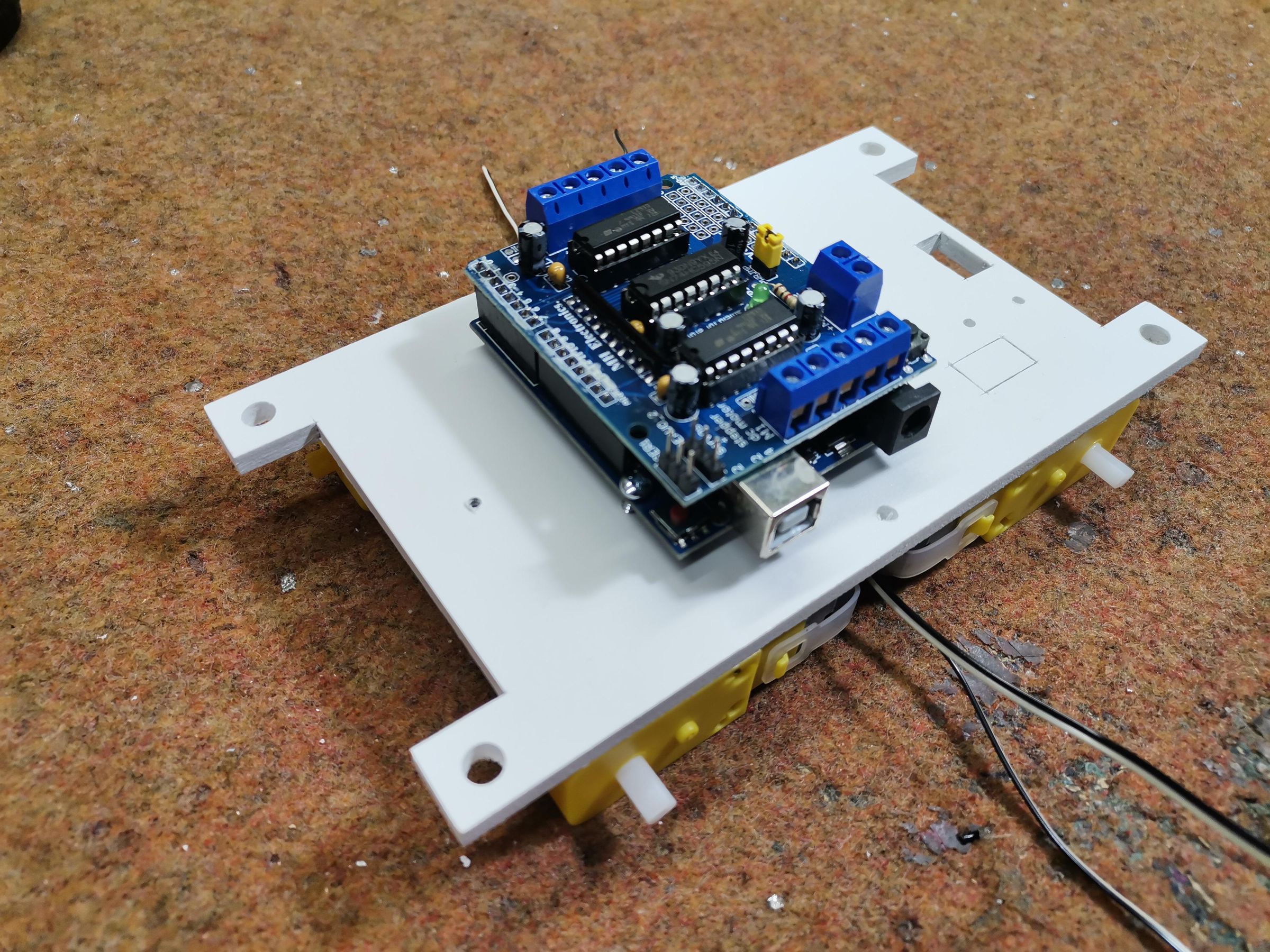 DIY Arduino Voice Controlled Robot : 3 Steps - Instructables
