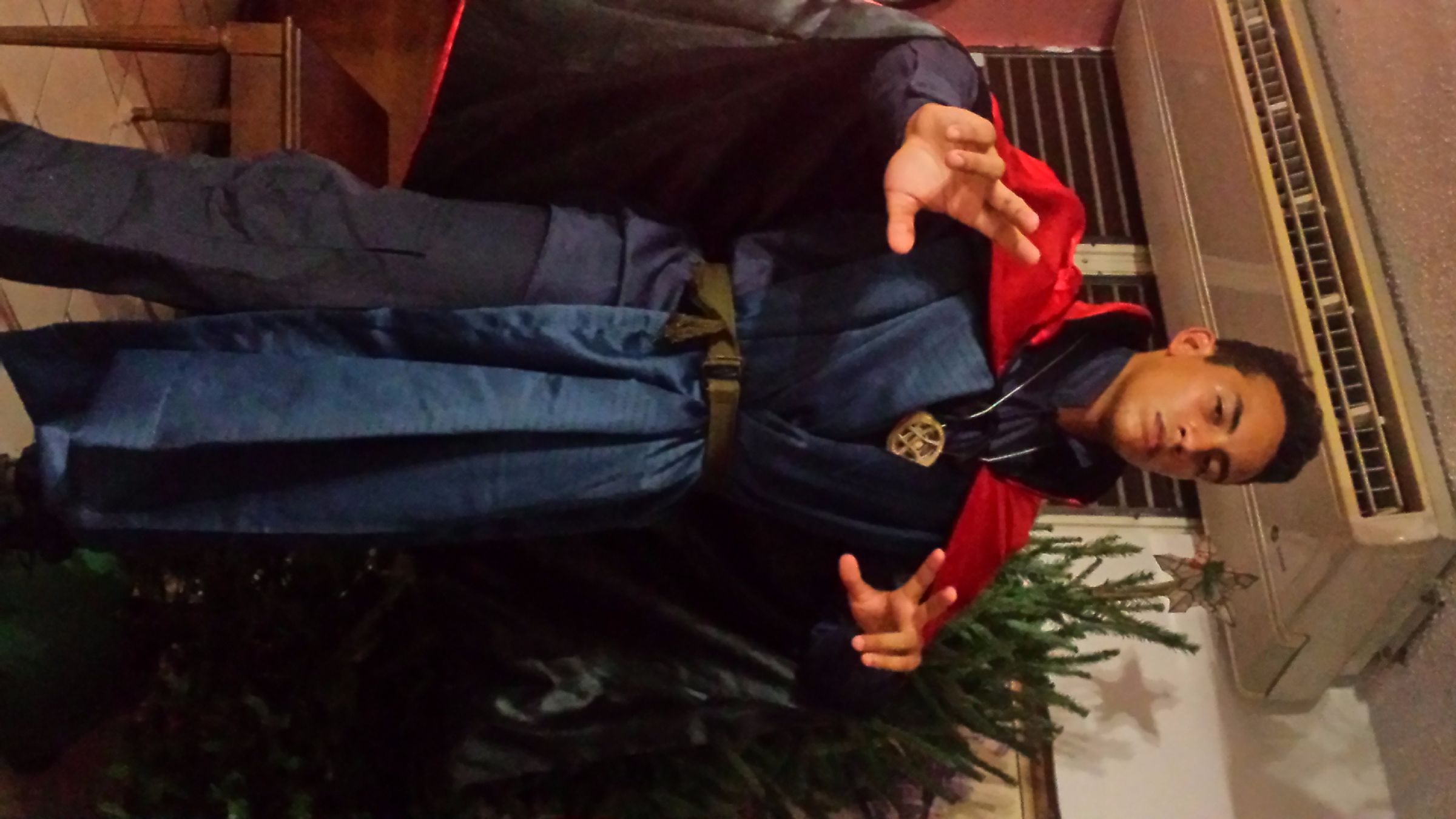 Dr Strange Movie Cosplay With Props : 6 Steps - Instructables