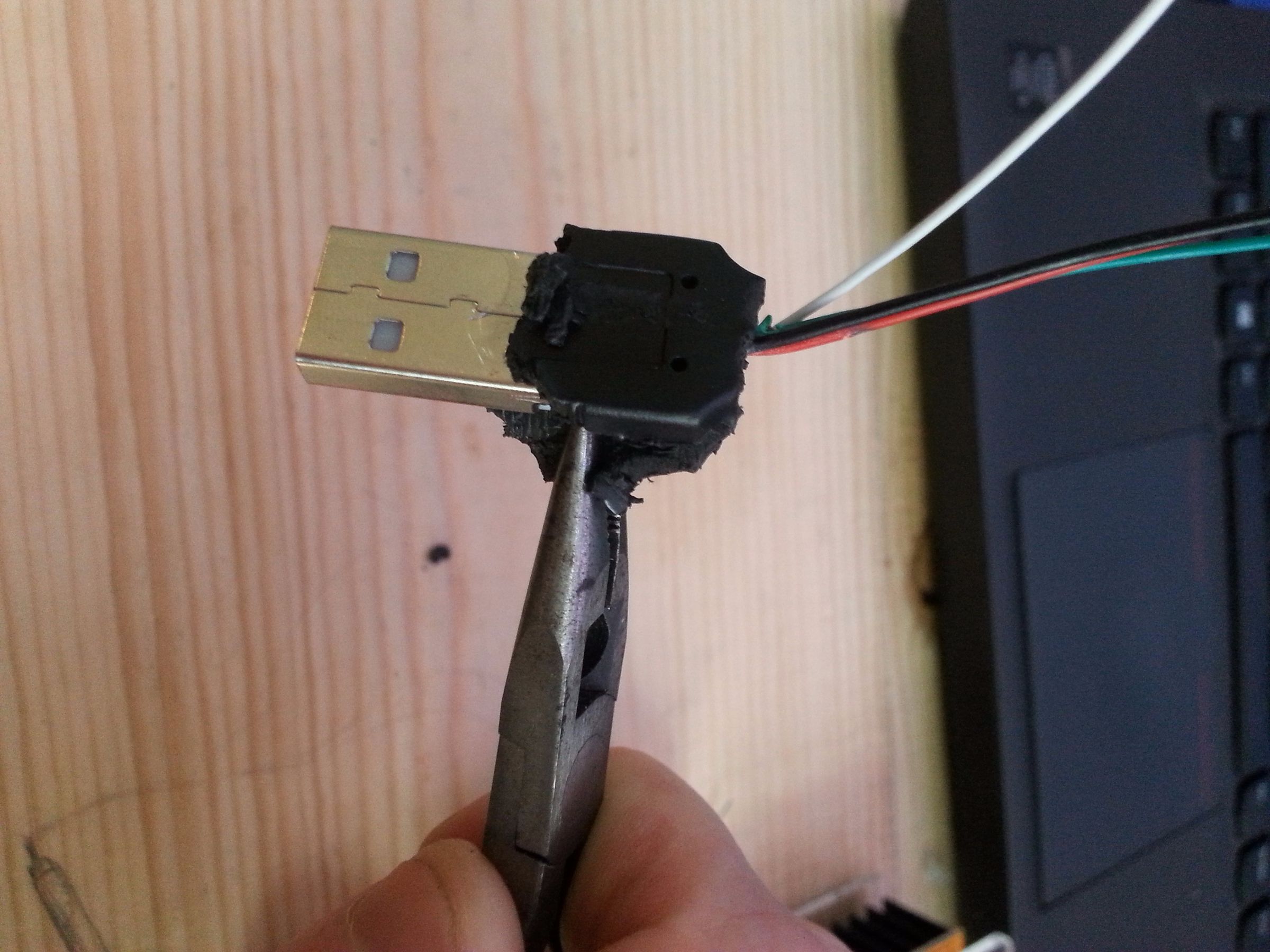 The USB Plugbulb : 9 Steps (with Pictures) - Instructables