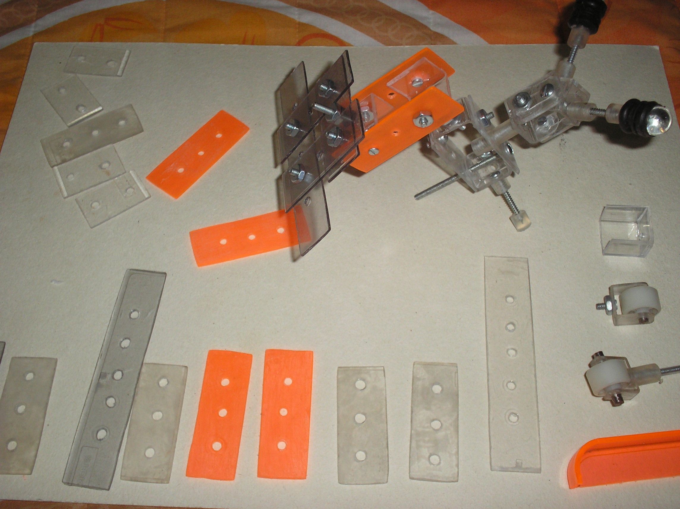 DIY Prototypes (robots or Art Design), With Homemade Pieces (recycling ...