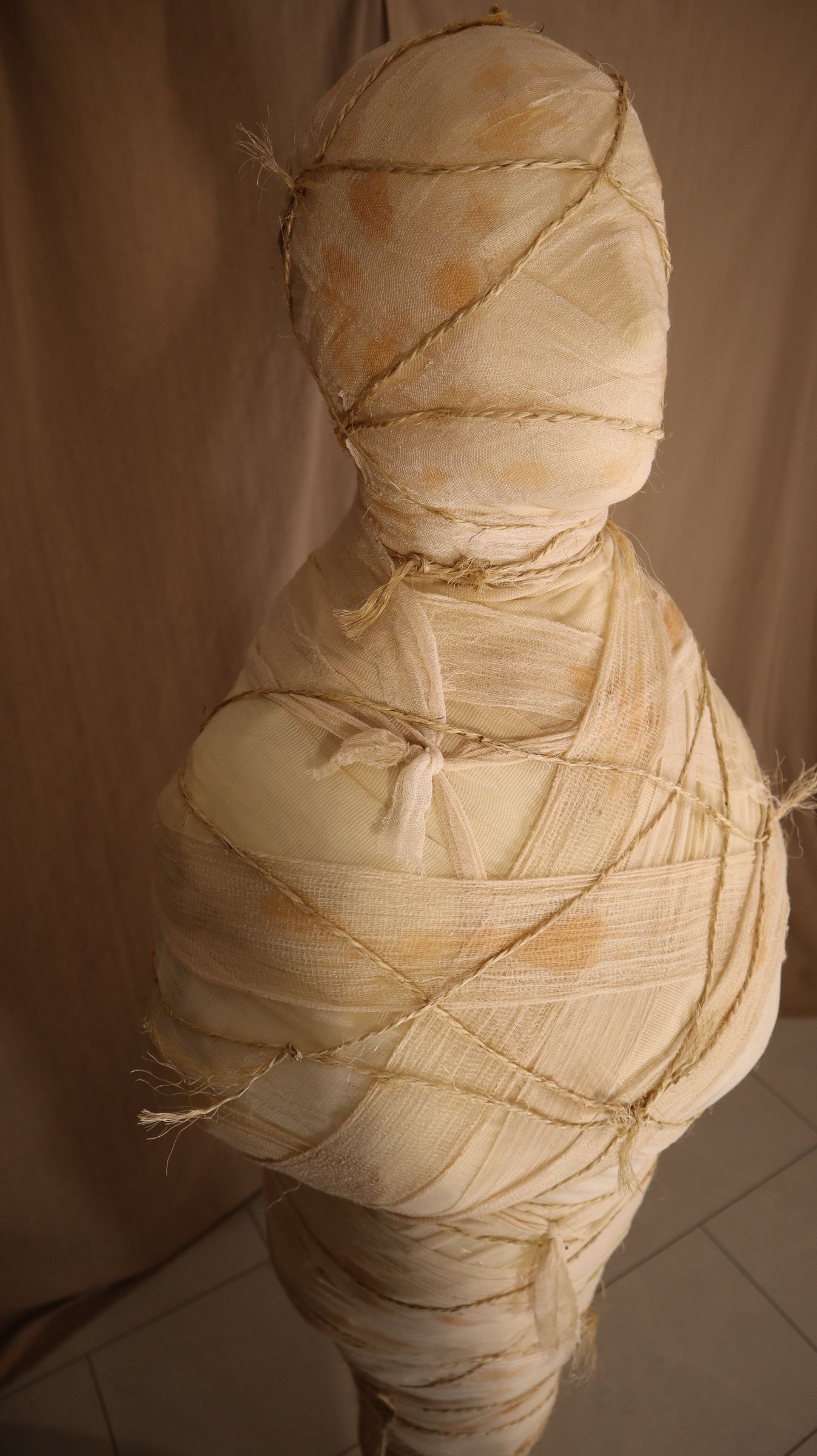 DIY Partable & Portable Mummy : 7 Steps (with Pictures) - Instructables