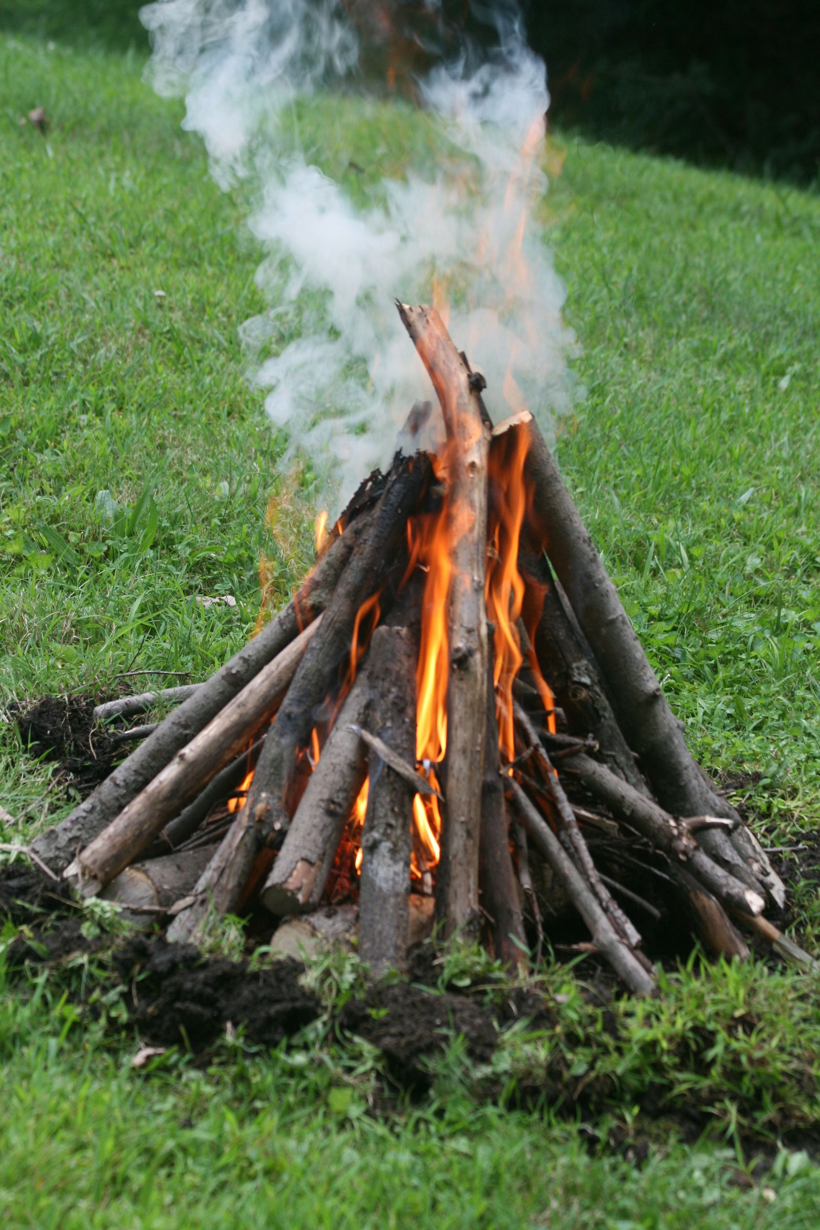Building a Campfire : 6 Steps (with Pictures) - Instructables