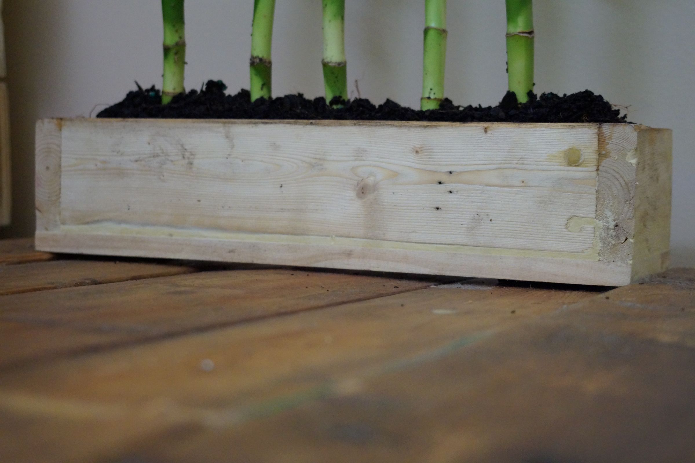 Magical Floating Planter Box : 6 Steps (with Pictures) - Instructables