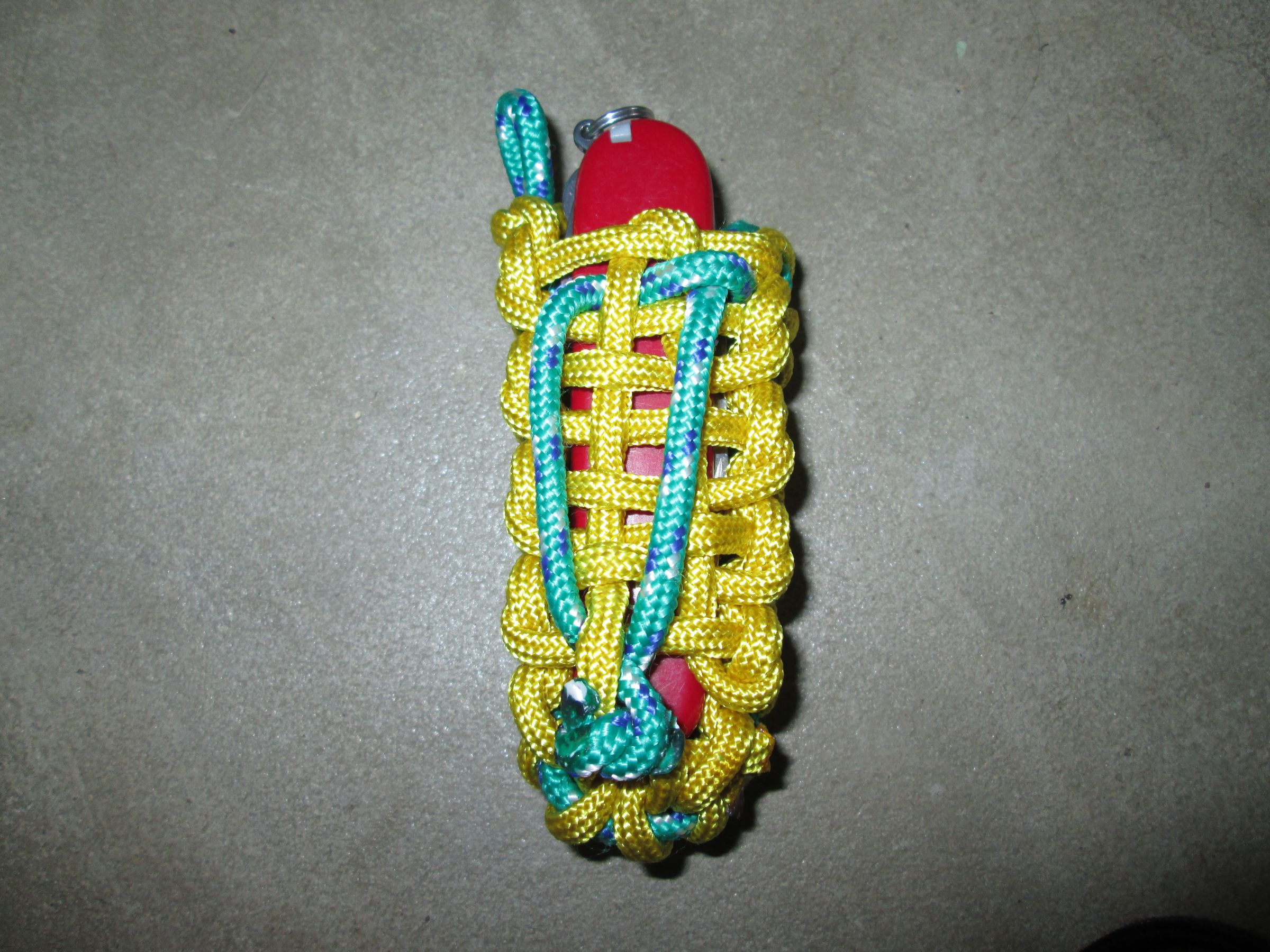 Paracord Flashlight Holster : 7 Steps - Instructables