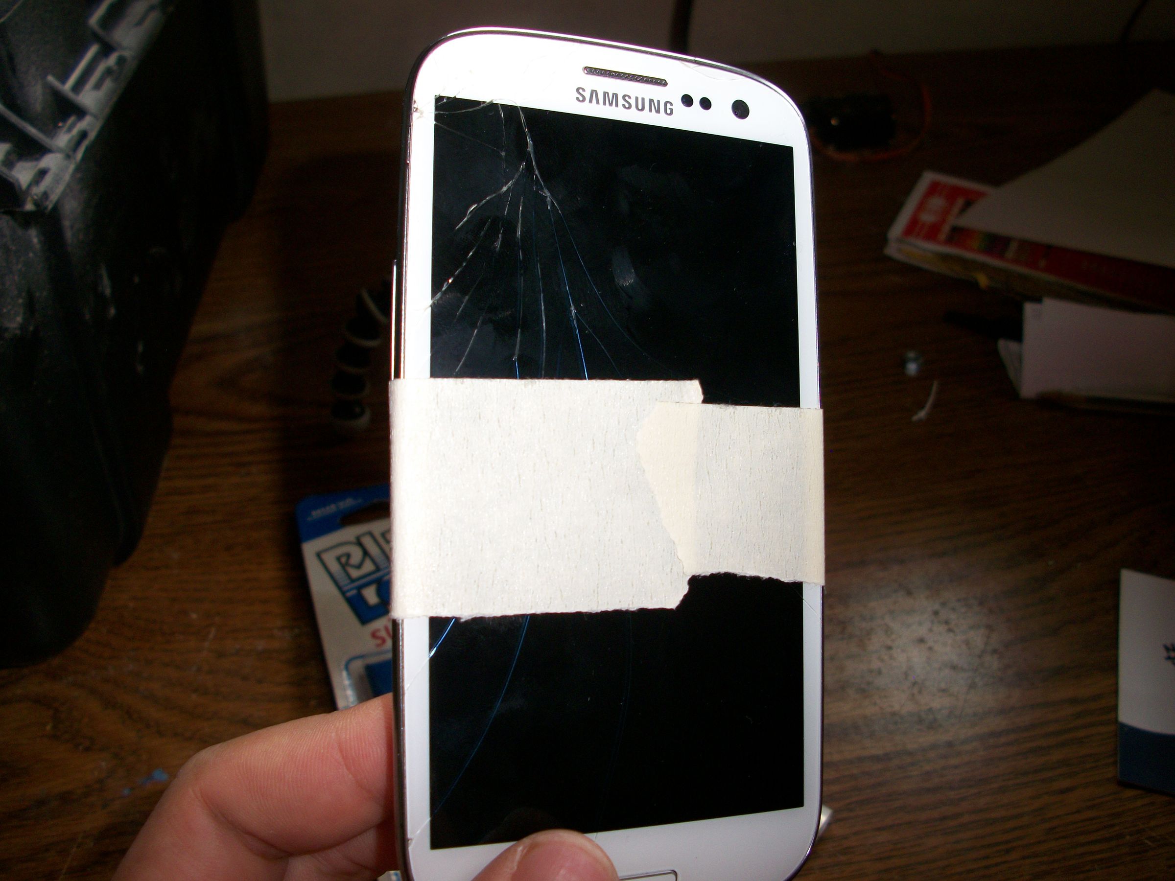 Cheap Cell Phone Flexible Tripod! : 6 Steps (with Pictures) - Instructables