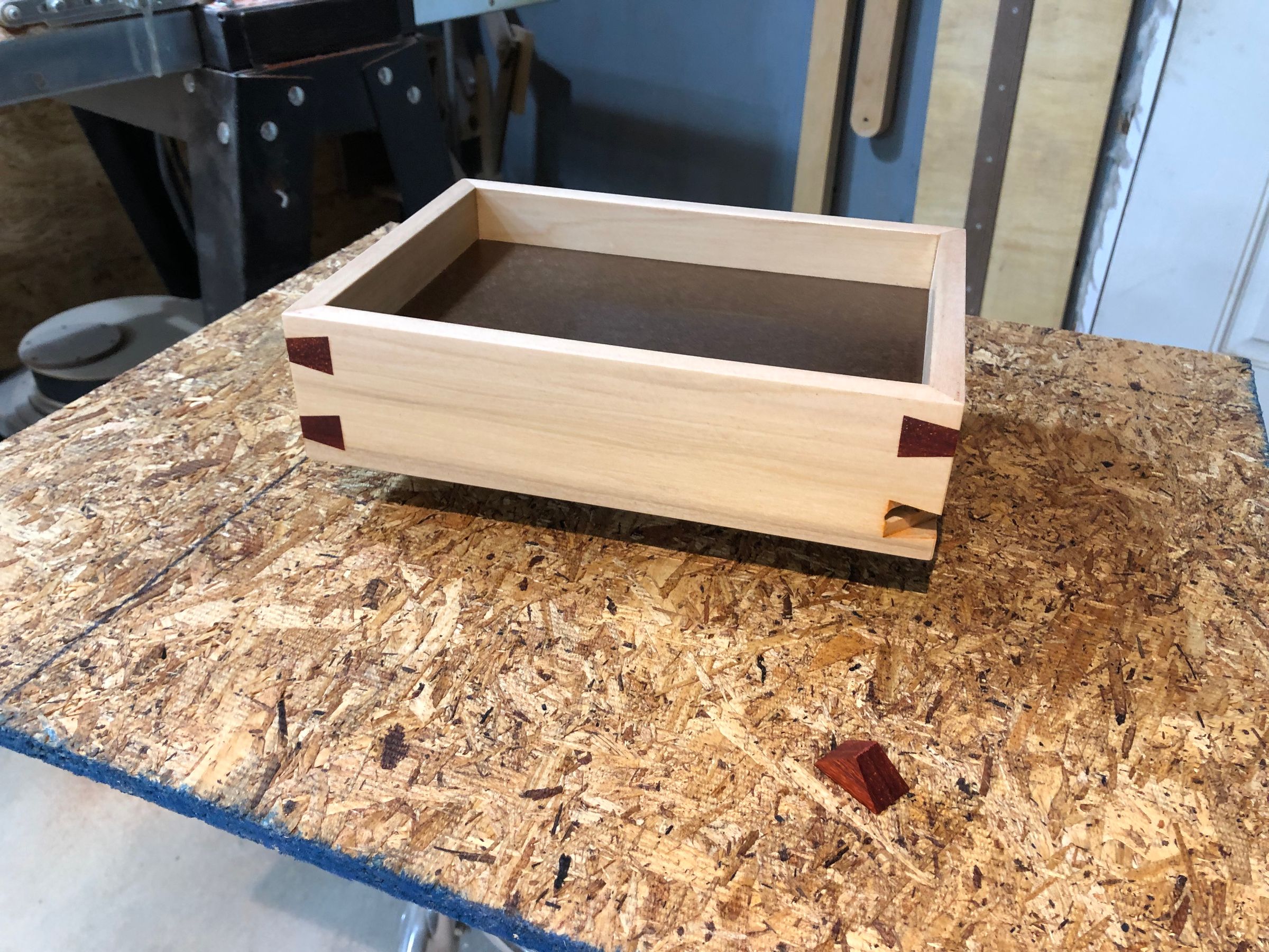 The Secret Valet Box : 9 Steps (with Pictures) - Instructables