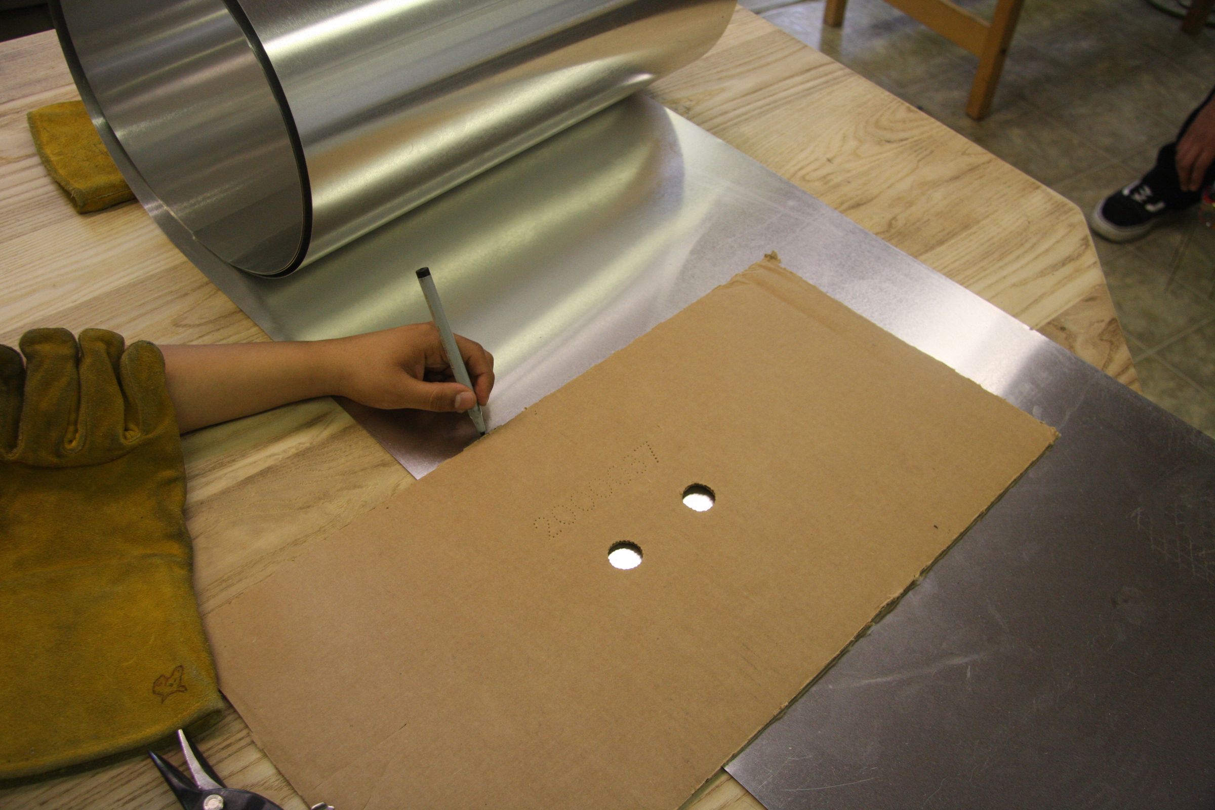 How to Repair a Rusty Wheelbarrow : 6 Steps (with Pictures) - Instructables