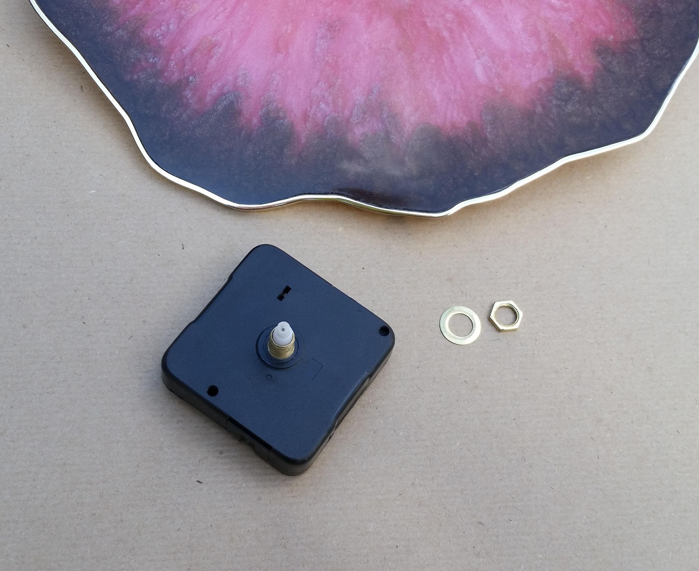 Geode Slice Clock : 8 Steps (with Pictures) - Instructables