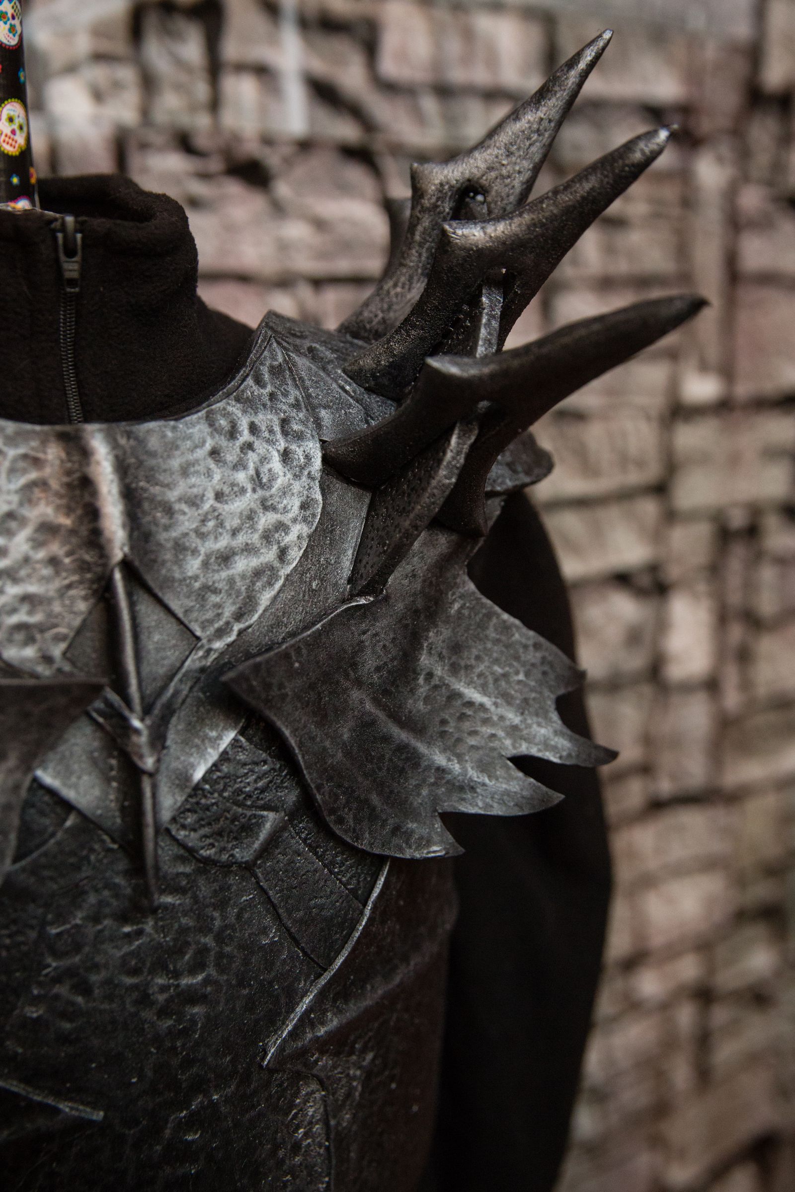 Epic Sauron Costume : 14 Steps (with Pictures) - Instructables