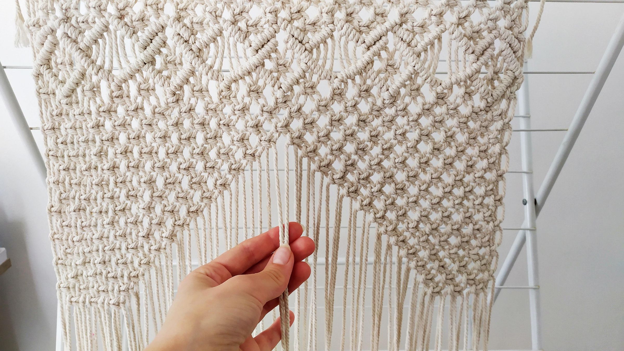 How to Make a Bohemian Macrame Rug : 14 Steps (with Pictures ...