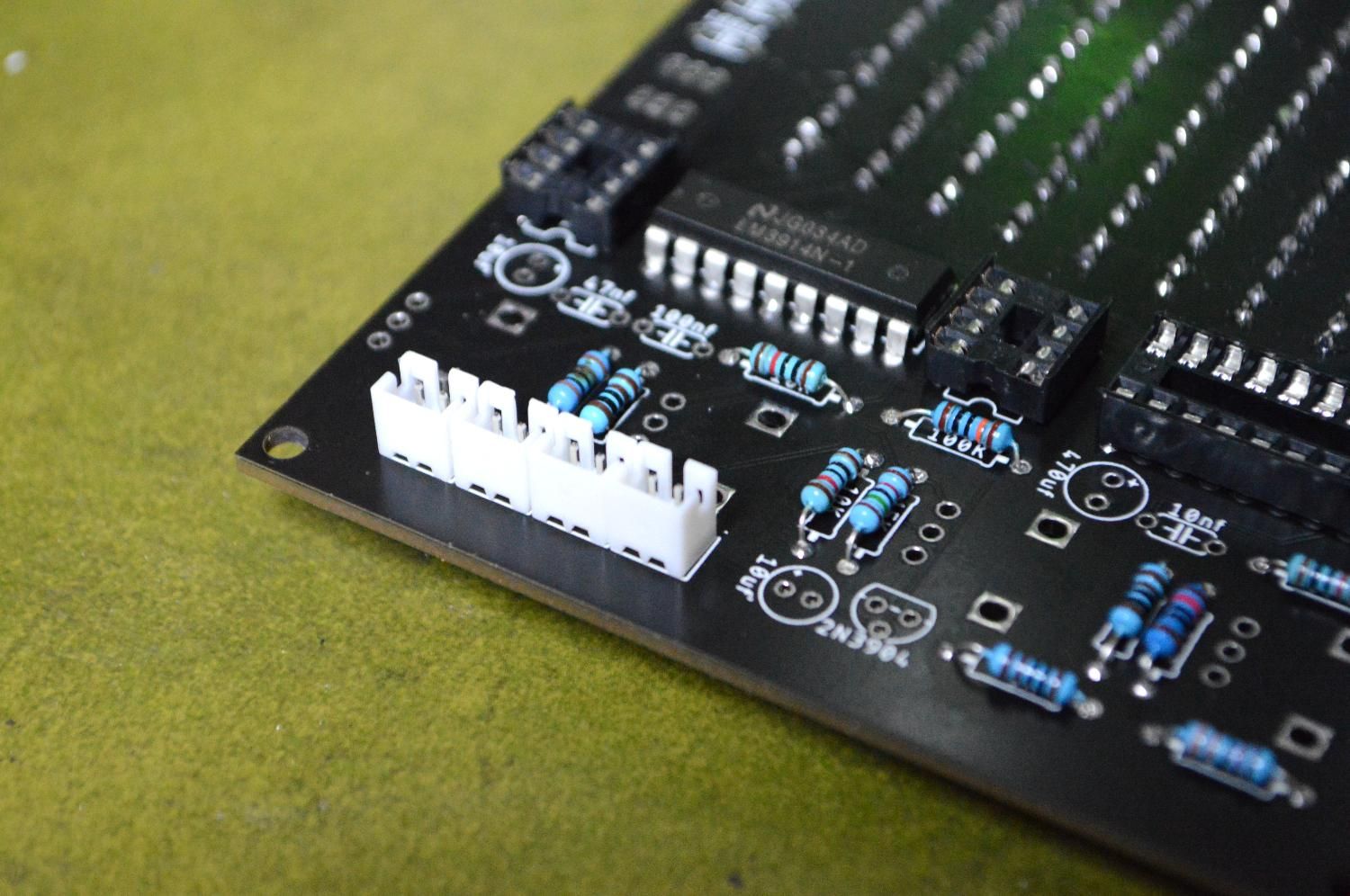 100 LED Oscilloscope : 12 Steps (with Pictures) - Instructables