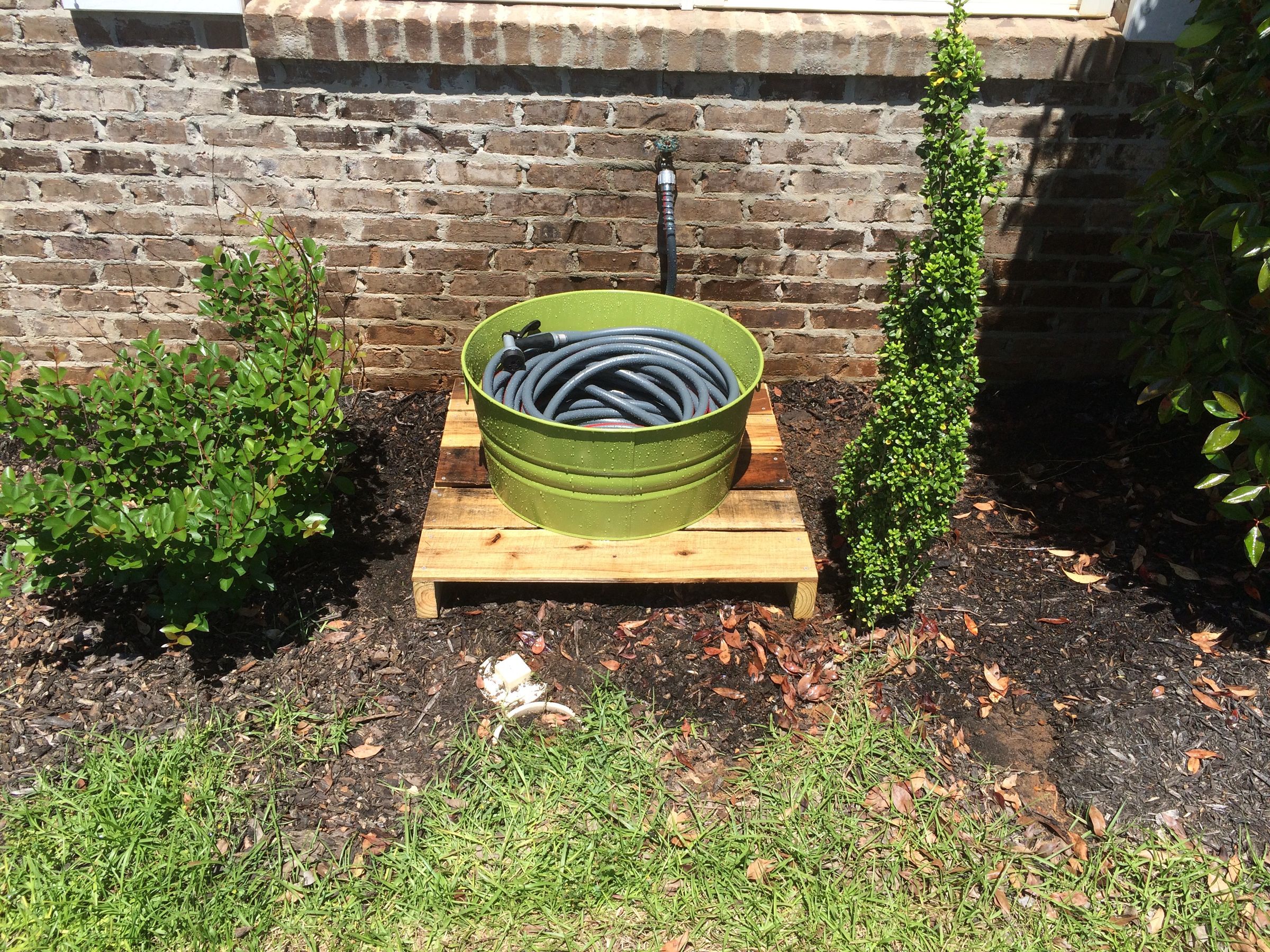 Steel Bucket Hose Holder : 6 Steps (with Pictures) - Instructables