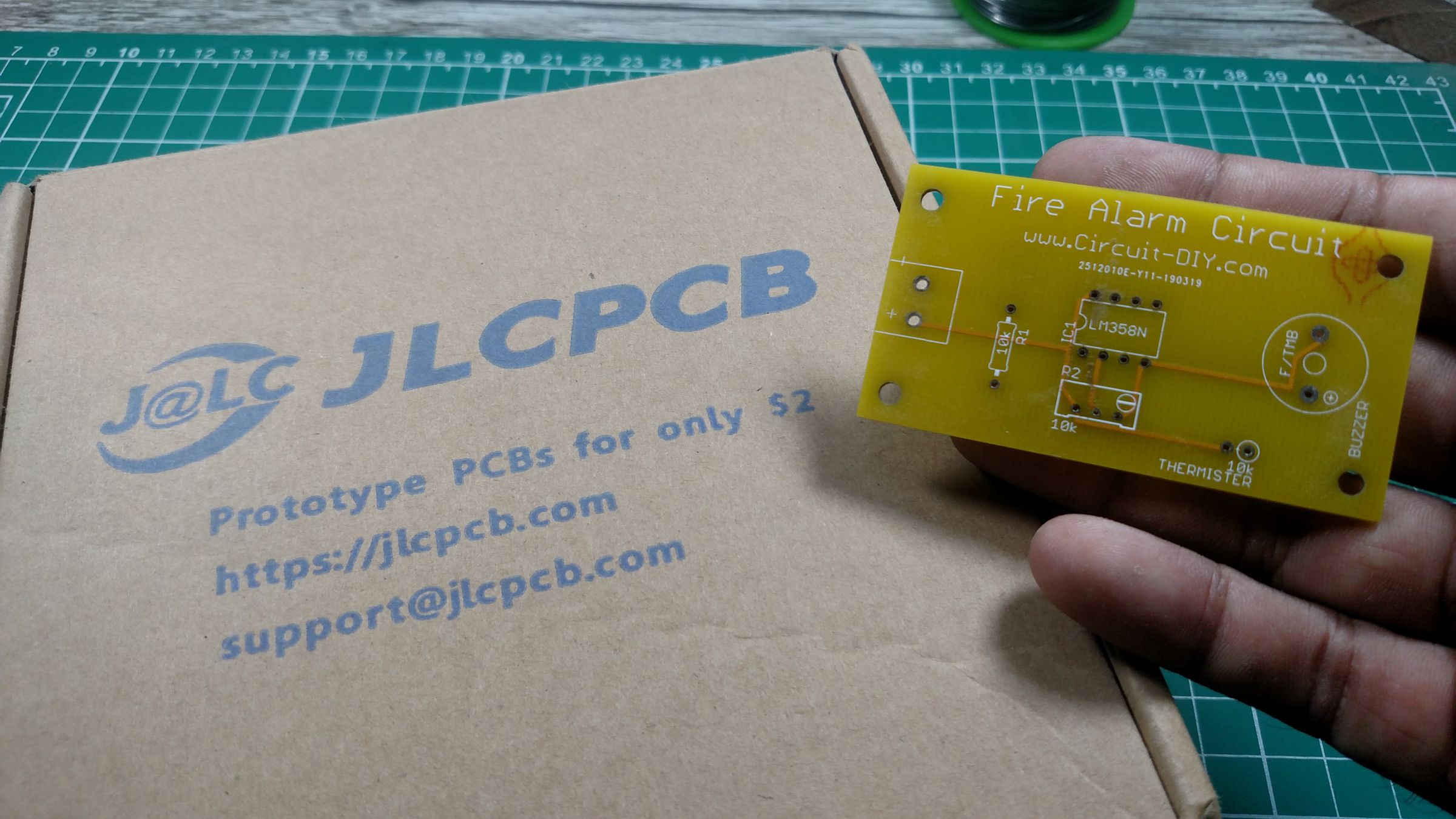 Simple Fire Alarm Circuit : 3 Steps - Instructables