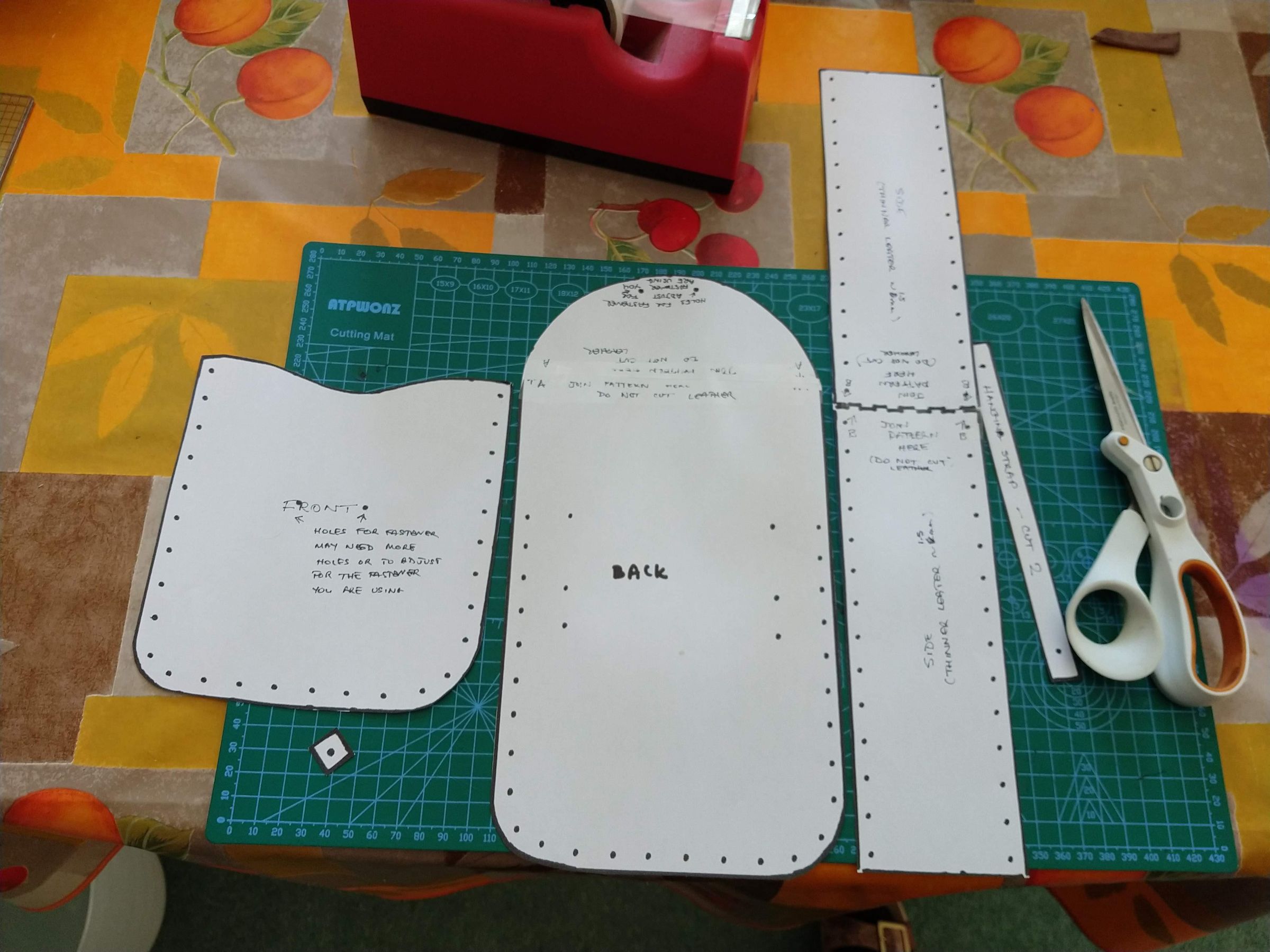 Laced Leather Belt Bag : 14 Steps (with Pictures) - Instructables