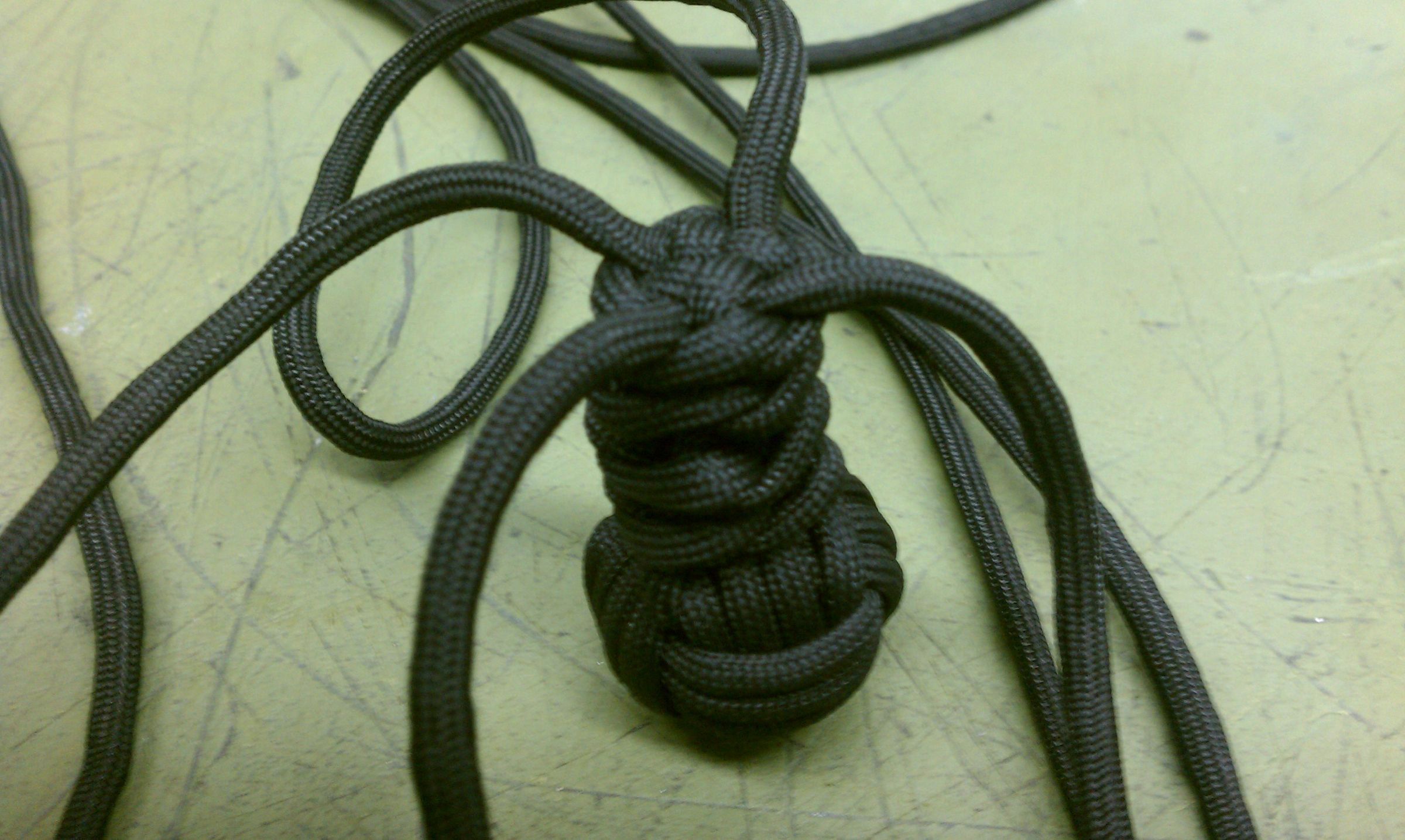 Paracord Self Defense Key Fob. (Black-Jack) - Instructables