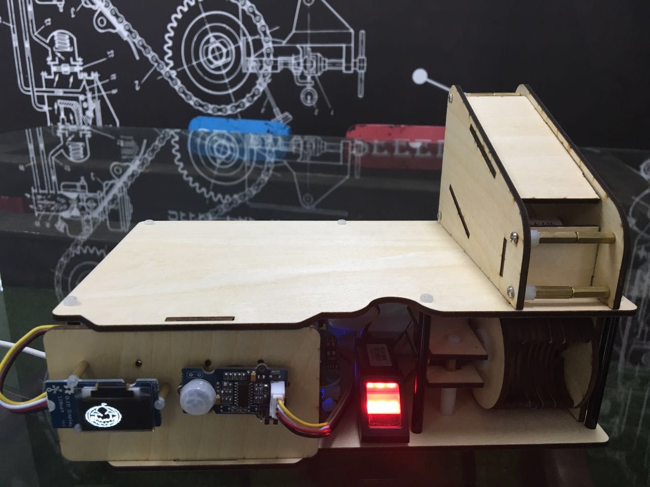 Halloween Candy Machine : 9 Steps (with Pictures) - Instructables