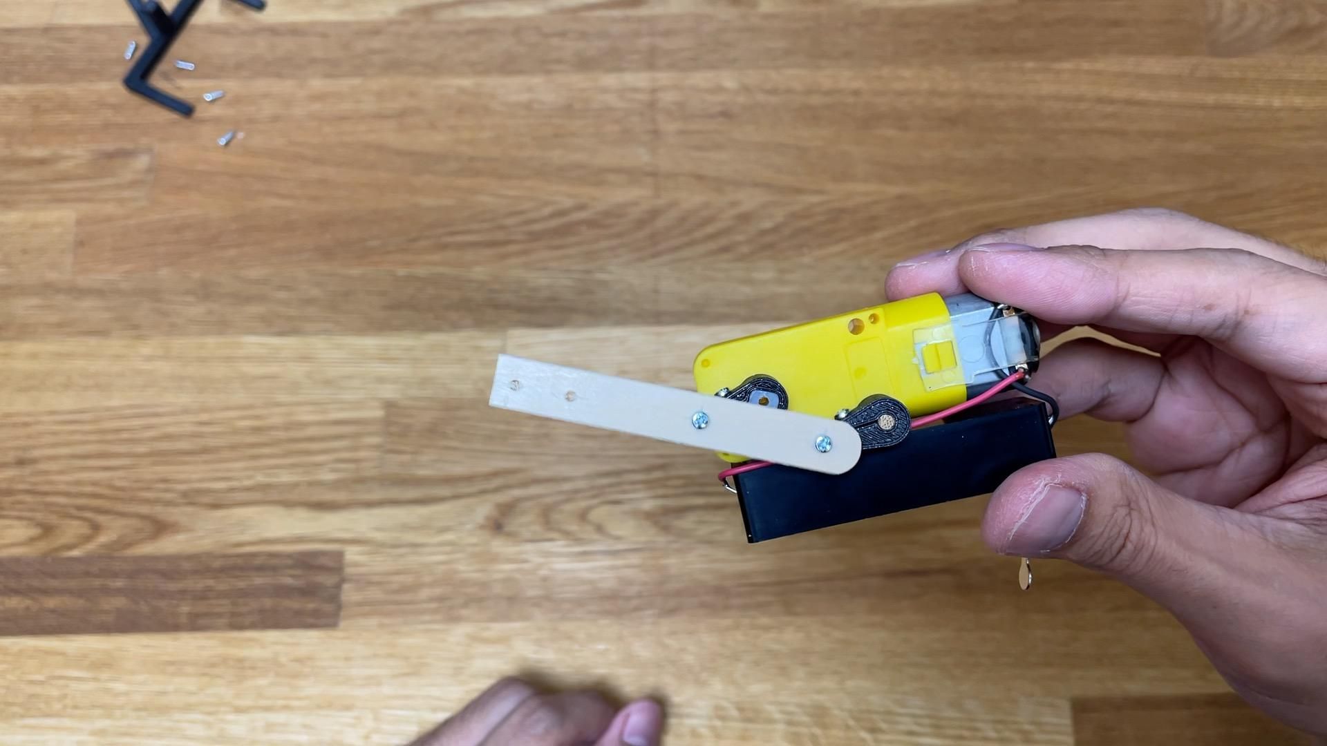 Walking Robot, Parallel Cranks : 10 Steps (with Pictures) - Instructables