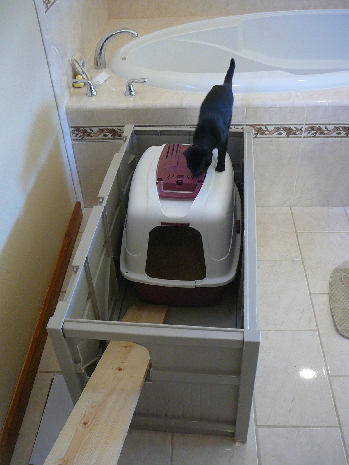 How to Make a Mess-less Cat Litter Box : 5 Steps - Instructables