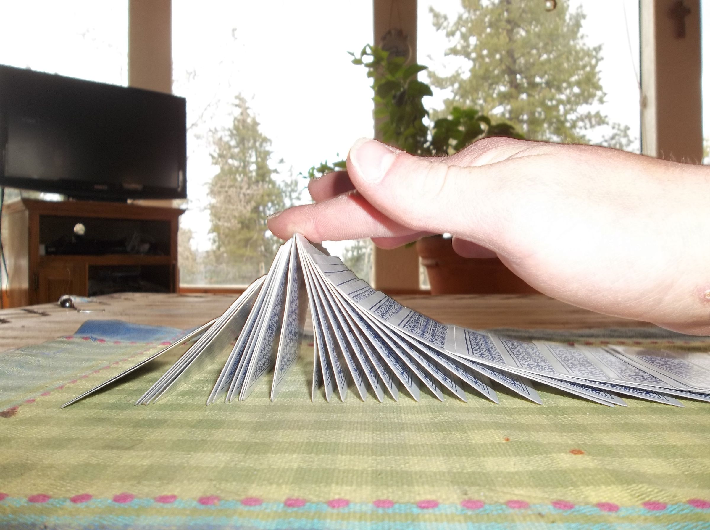 Card Flourishes: Spread and Flip Over : 4 Steps - Instructables