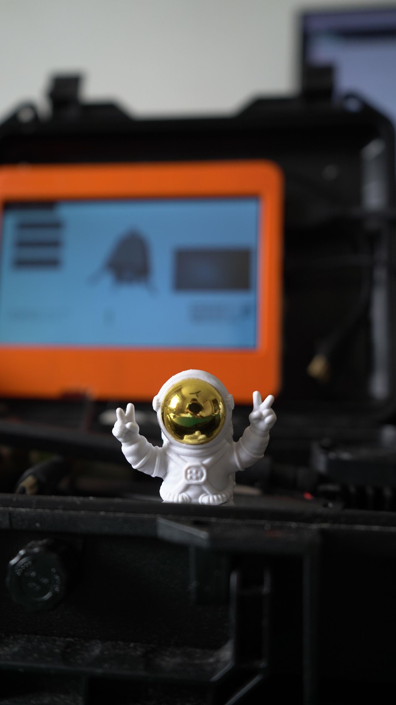 Moon Lander Simulator : 9 Steps (with Pictures) - Instructables