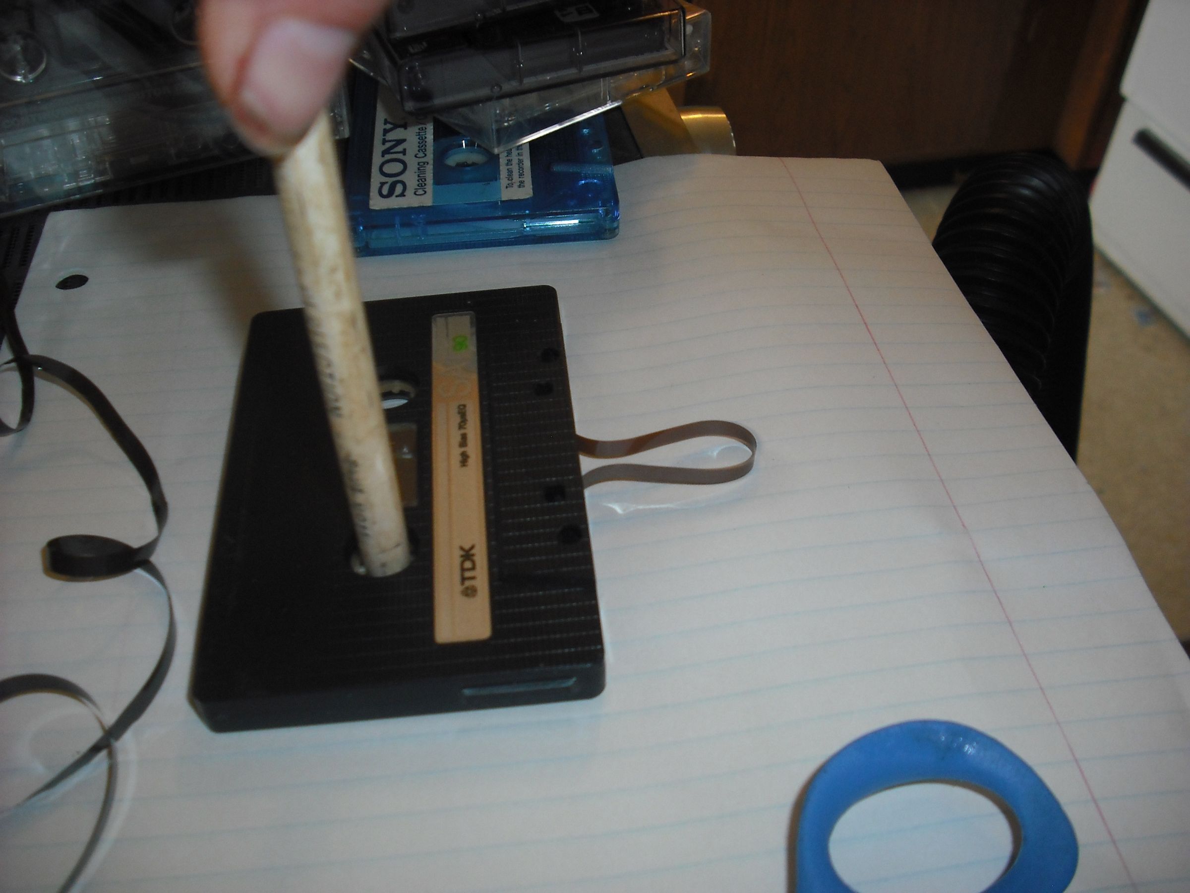 Jenffer a Jay's and How to Fix Broken Cassette Tapes - Instructables