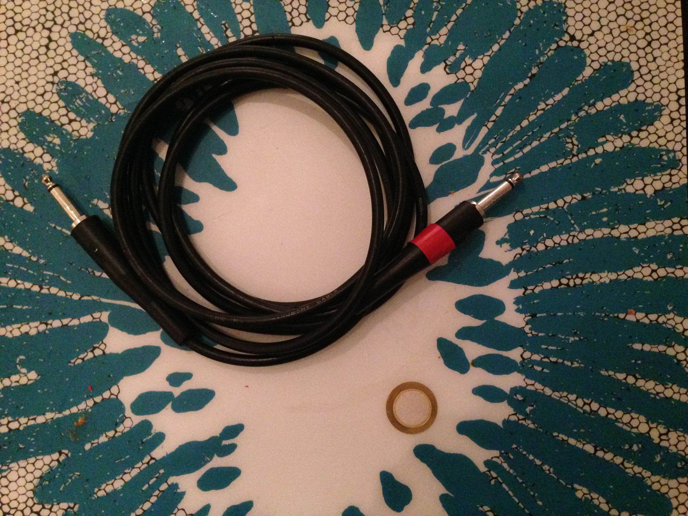 DIY Piezo Contact Mic for Guitar and Everything ! : 8 Steps - Instructables