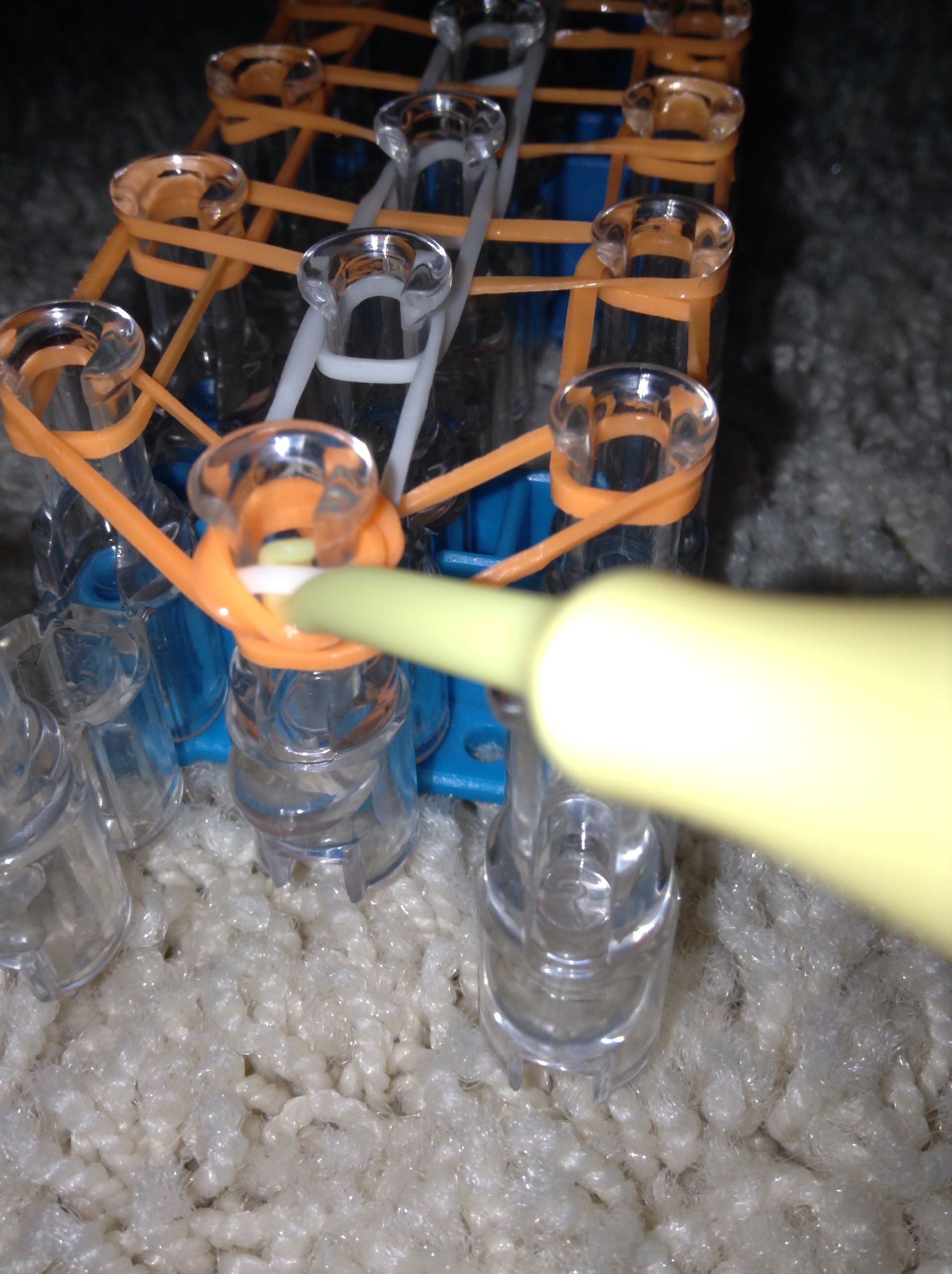 Rainbow Loom Ladder Bracelet : 13 Steps - Instructables