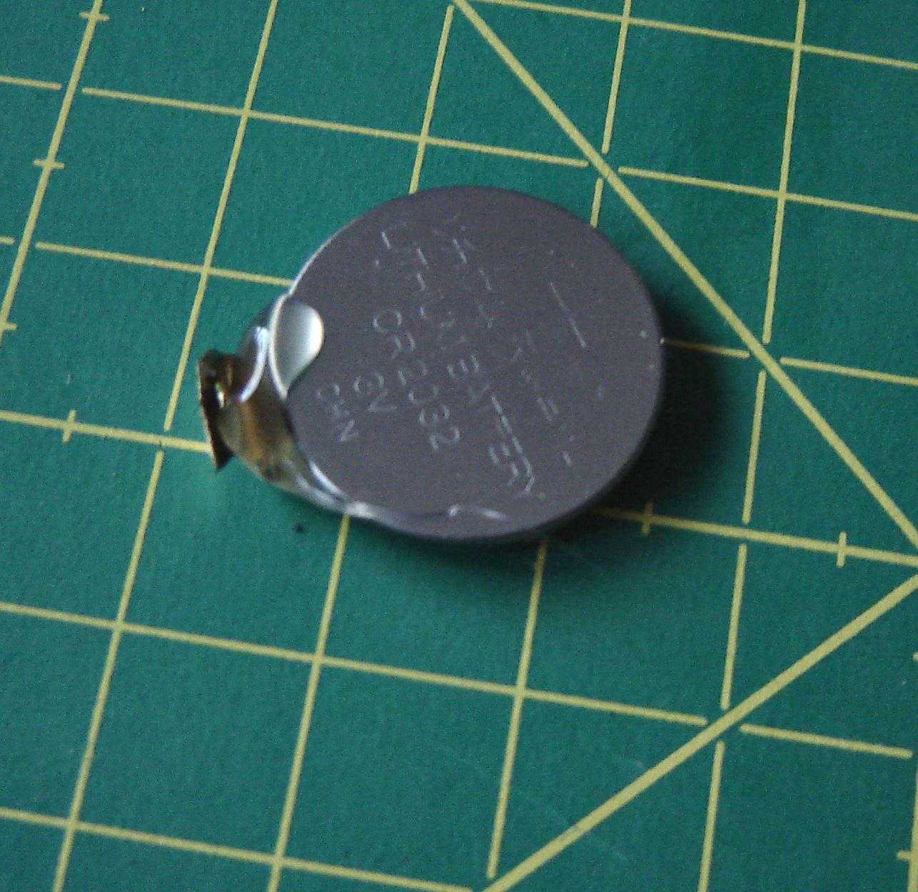 How to Make Small Battery Holders : 10 Steps (with Pictures ...