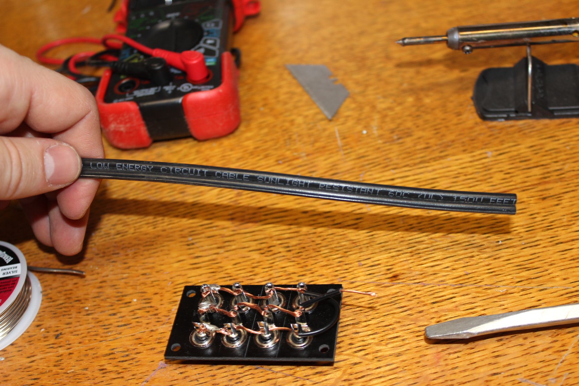 Simple Plug and Play LED Lighting : 12 Steps (with Pictures ...