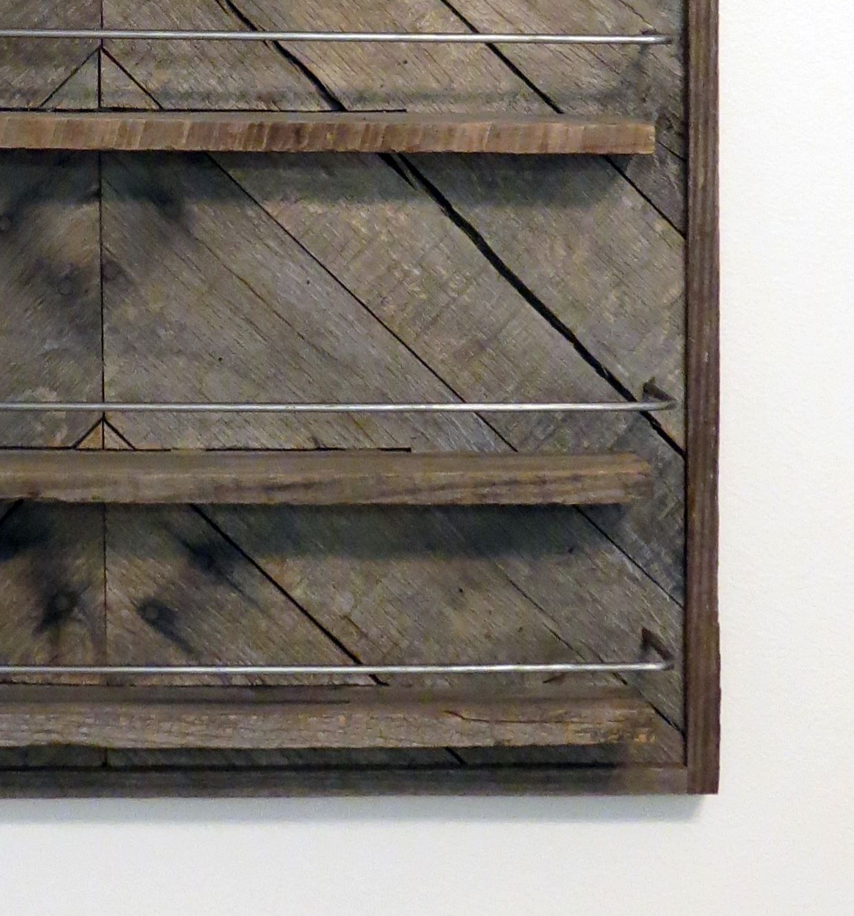 Spice & Hot Sauce Rack From a Pallet : 9 Steps (with Pictures ...