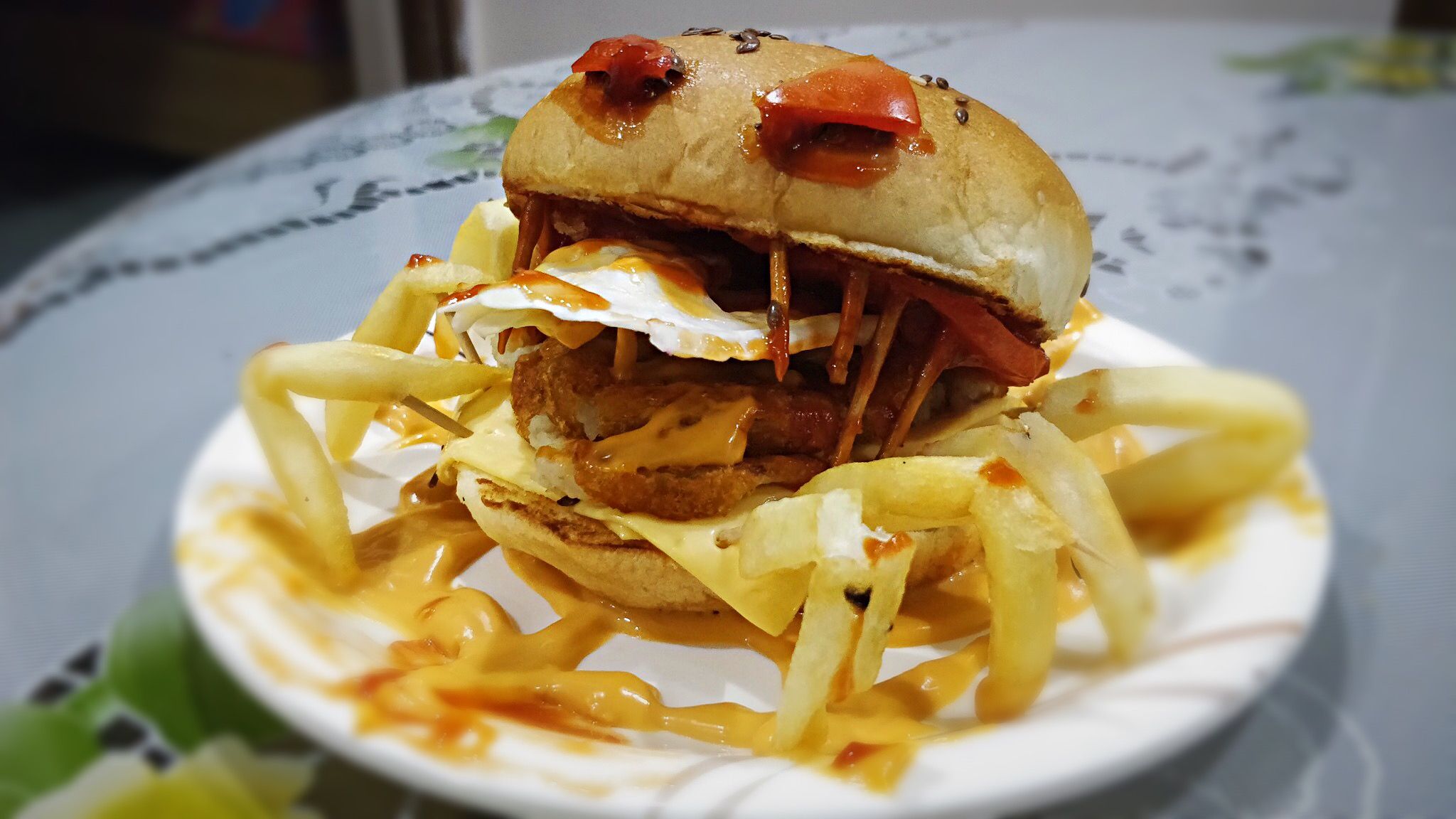 Cheese Spider Burger : 9 Steps (with Pictures) - Instructables