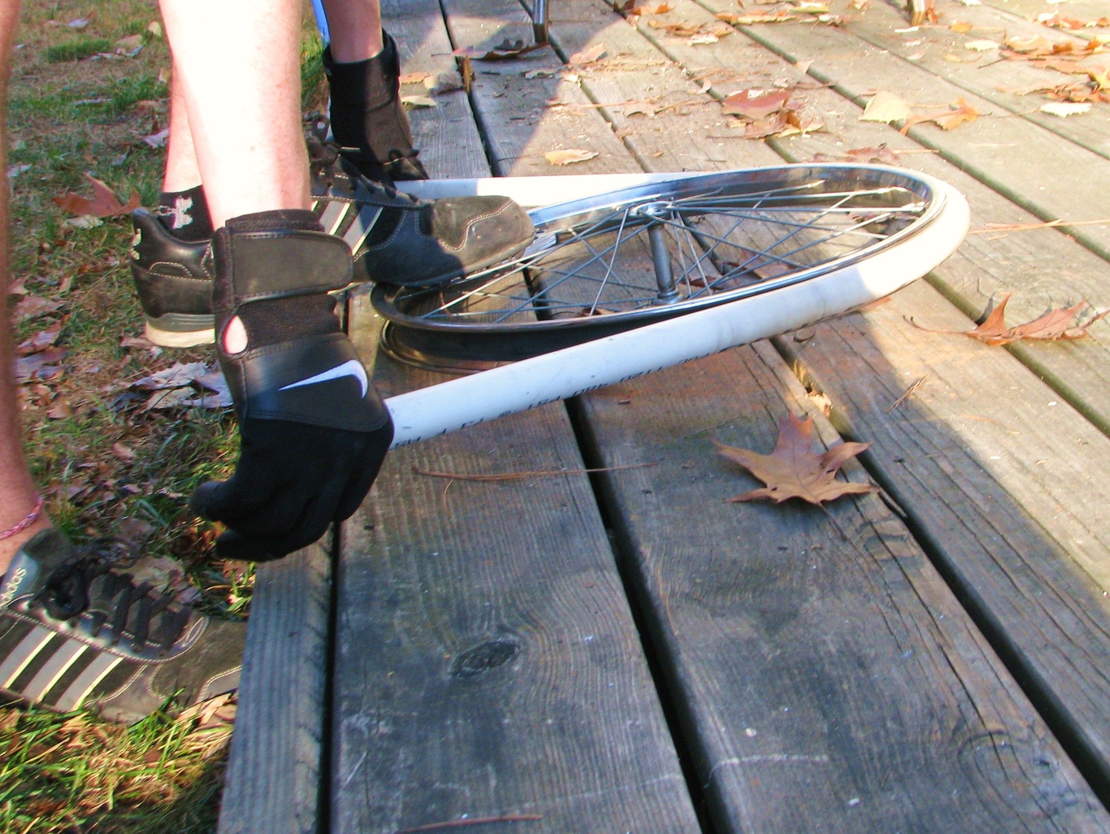 PVC Inner Tube Chair : 8 Steps (with Pictures) - Instructables