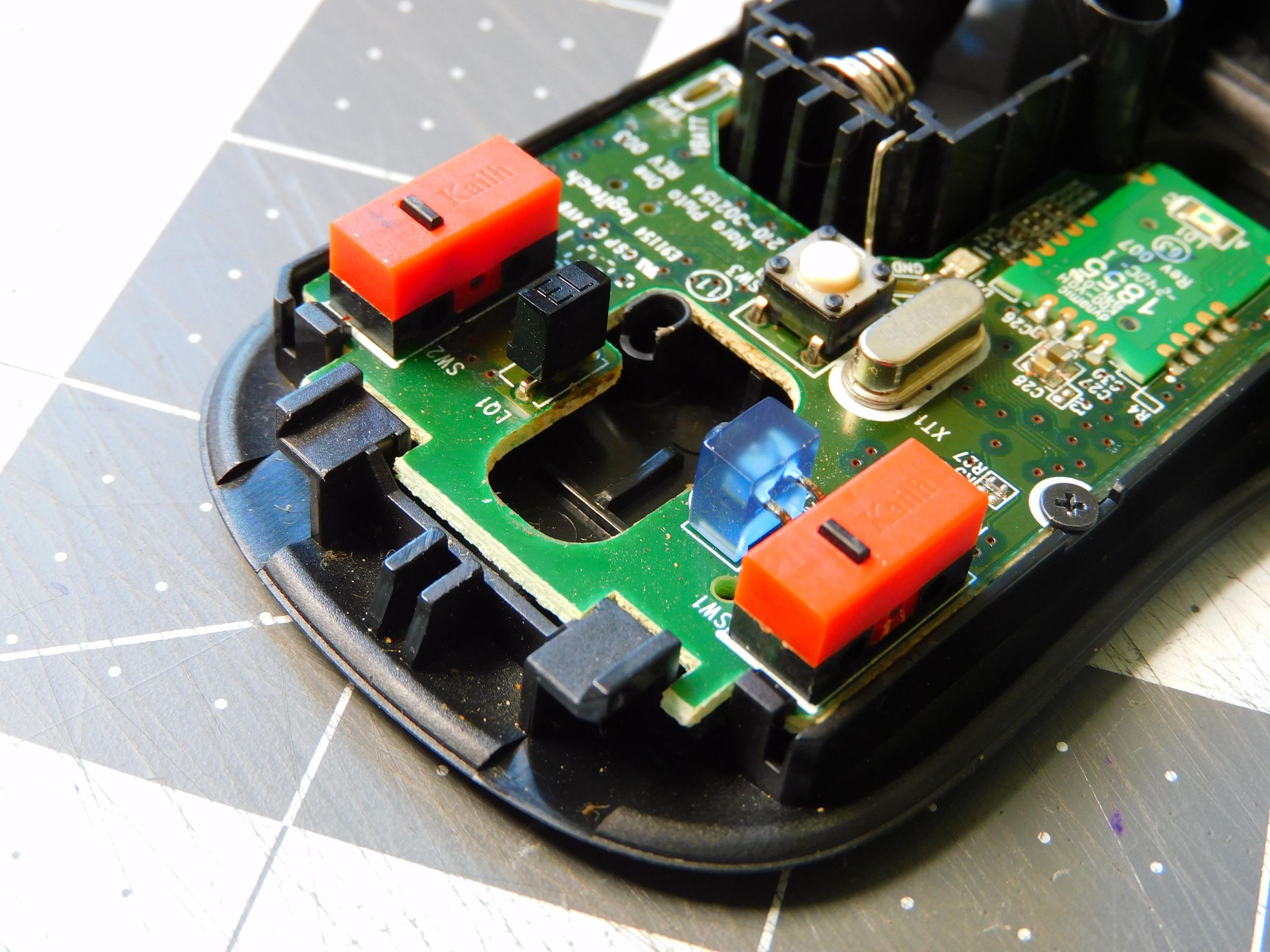 How to Make Your Loud Mouse MUCH Quieter (SO EASY!!!) : 4 Steps ...