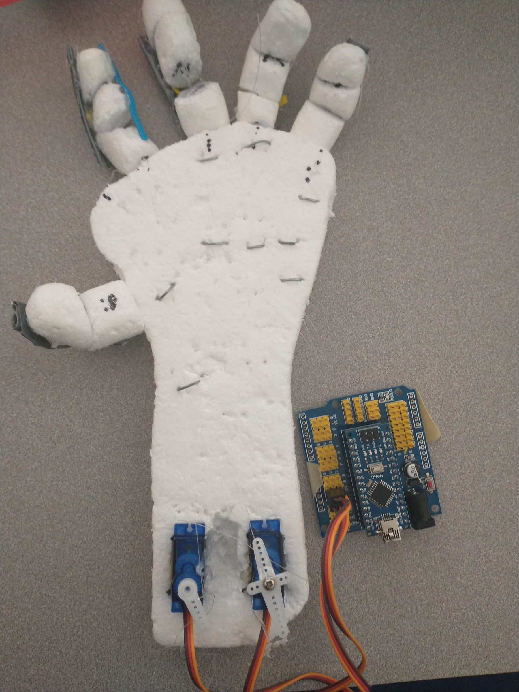 Robotic Hand - Madelyn Agnew : 8 Steps - Instructables