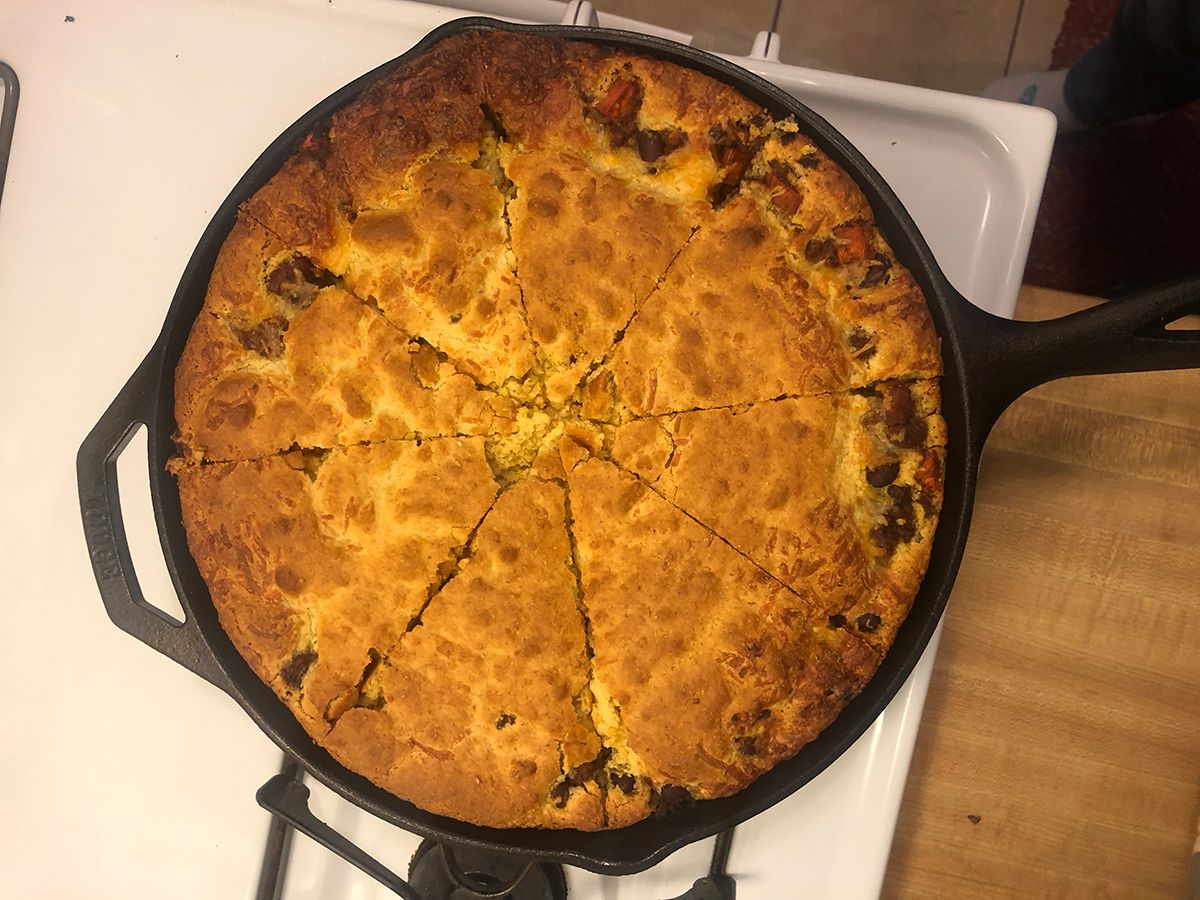 Ultimate Chili-Stuffed Cornbread : 4 Steps (with Pictures) - Instructables