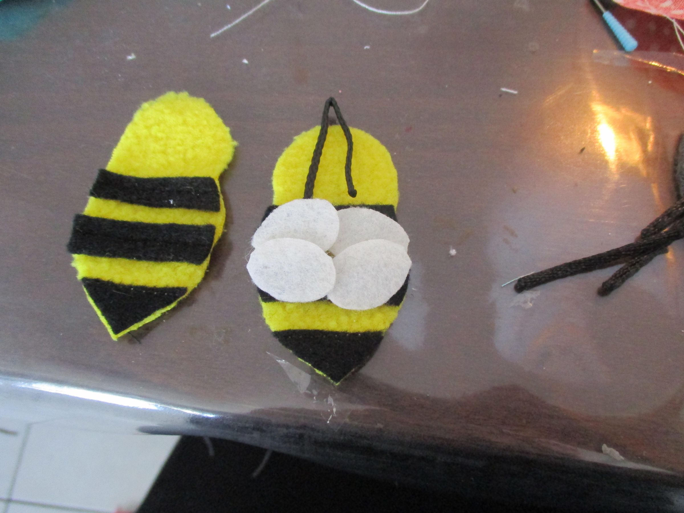 DIY Wrist Rattles and Foot Finder Socks - a Wearable Sensory Toy : 10 ...