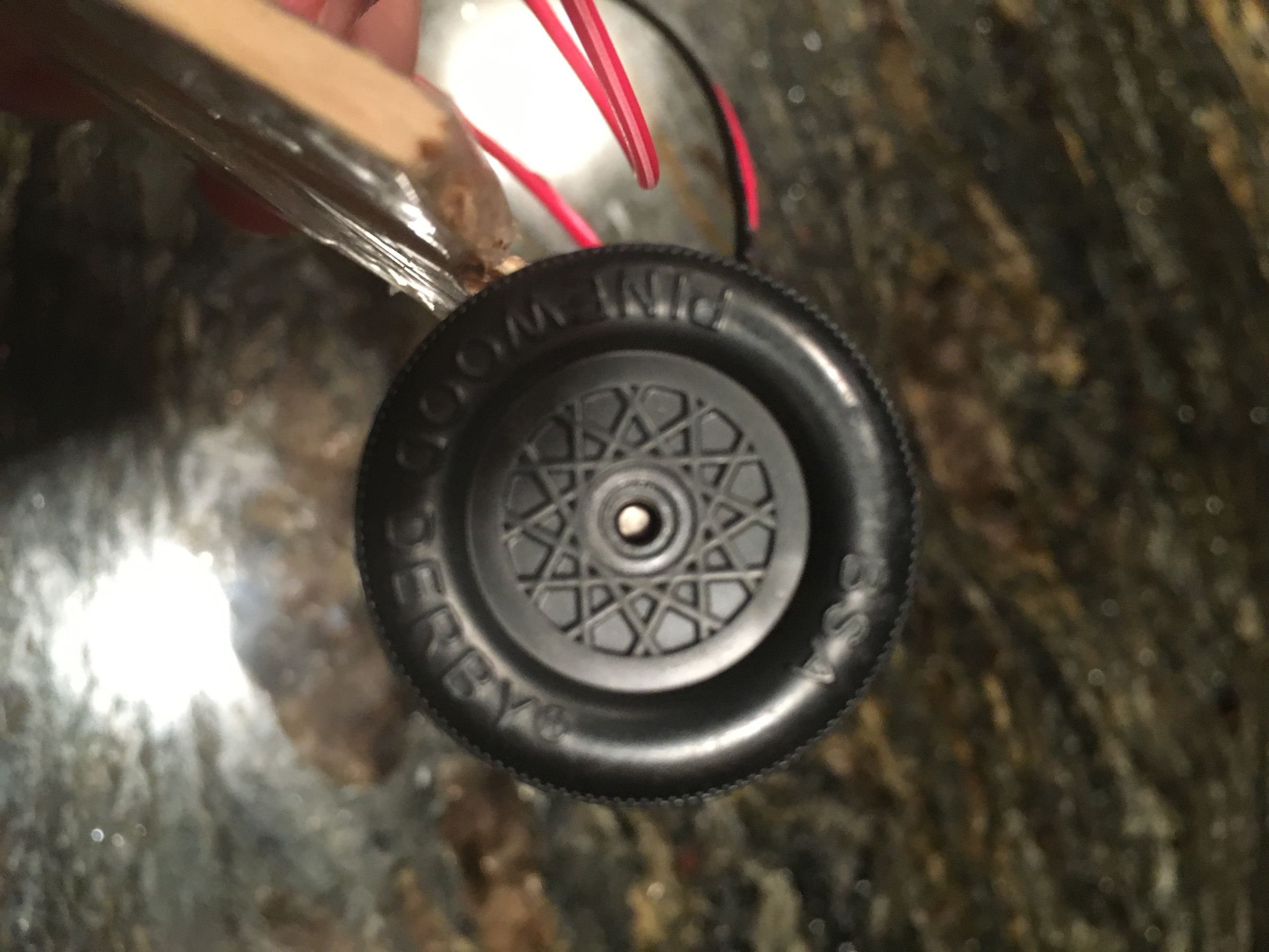Simple Curcuit Car : 5 Steps - Instructables