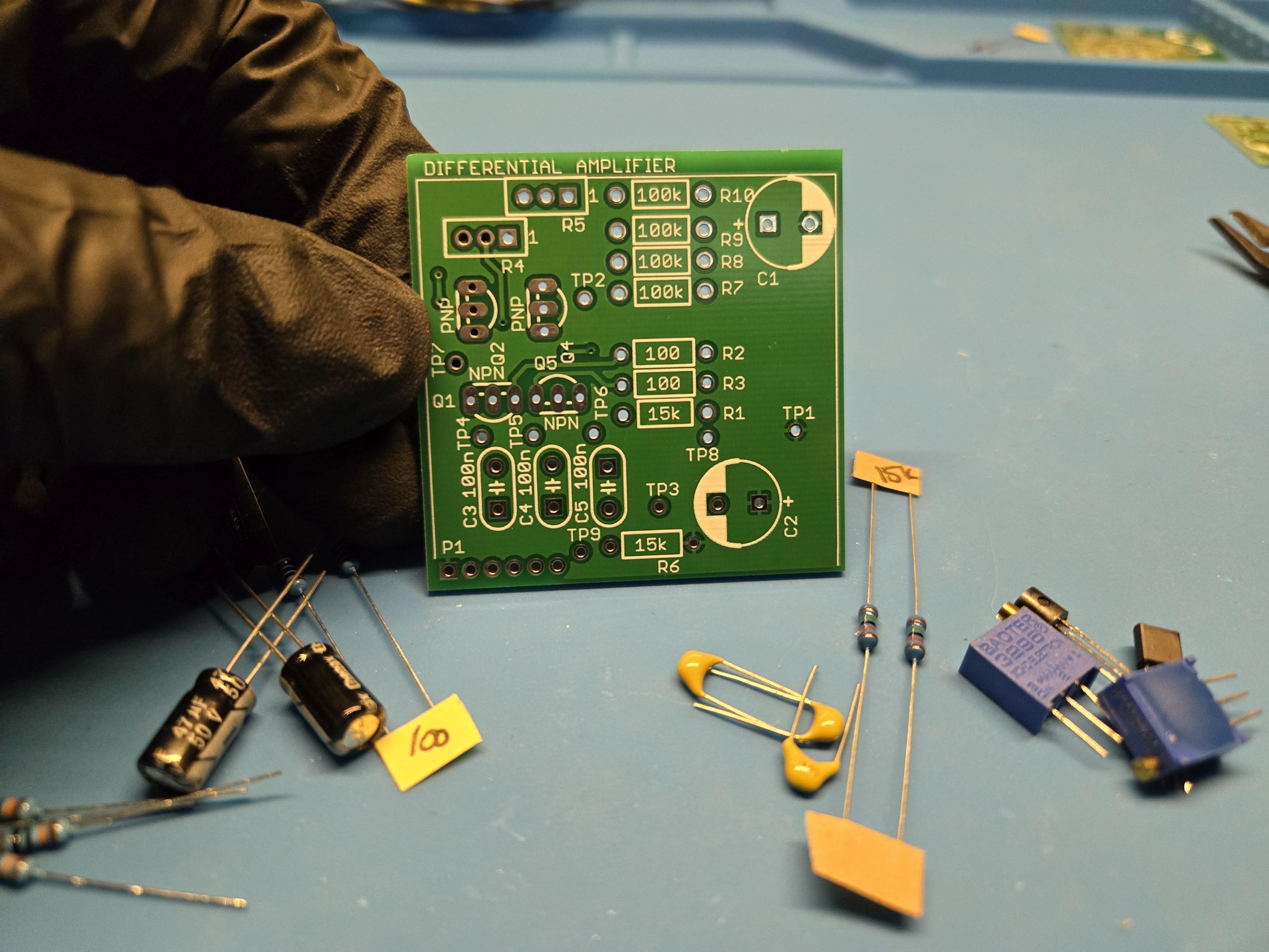 Differential Amplifier, MiniPCB, 04B-358, Rev A1-03 : 3 Steps ...