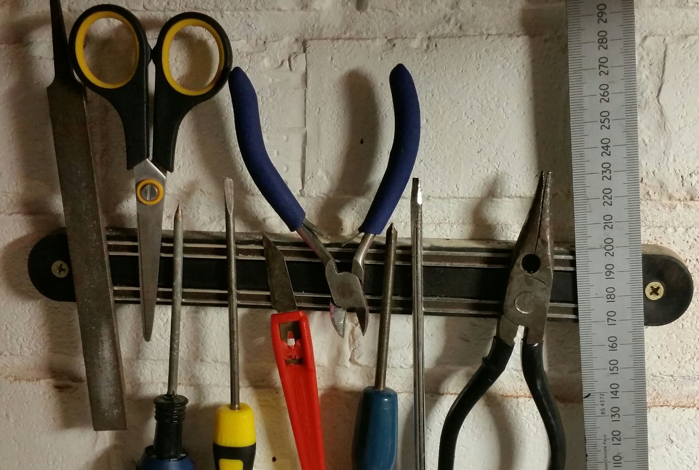 Keep Your Small Tools Handy With Geomag Magnets : 3 Steps - Instructables