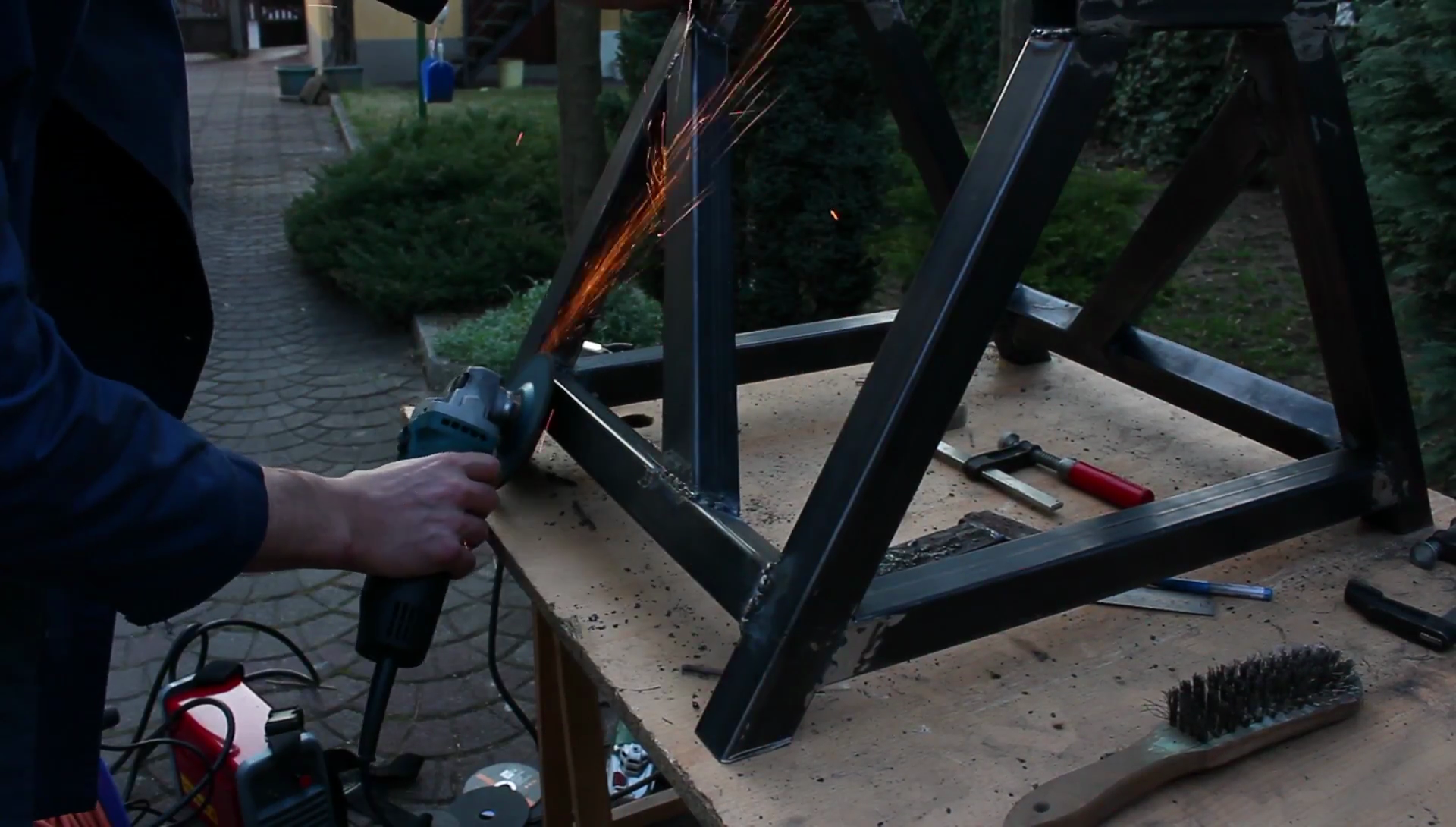 How to Make a Teeterboard | Springboard : 4 Steps (with Pictures ...