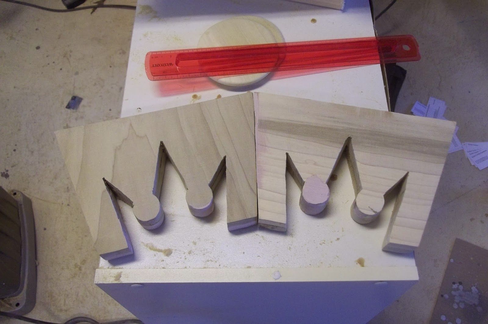 How to Make an X-Blade (Kingdom Hearts) : 9 Steps - Instructables