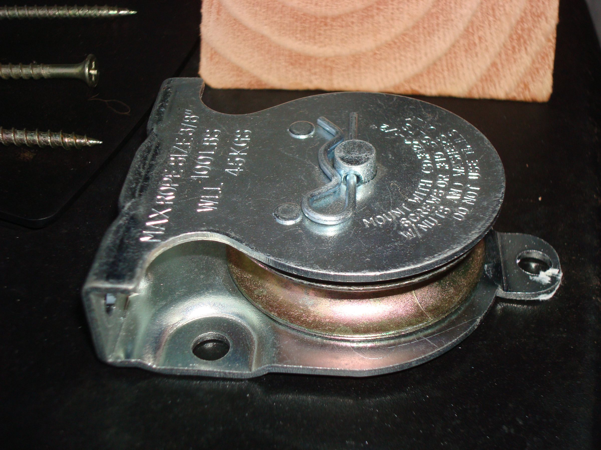 Pulley Clothesline : 5 Steps - Instructables